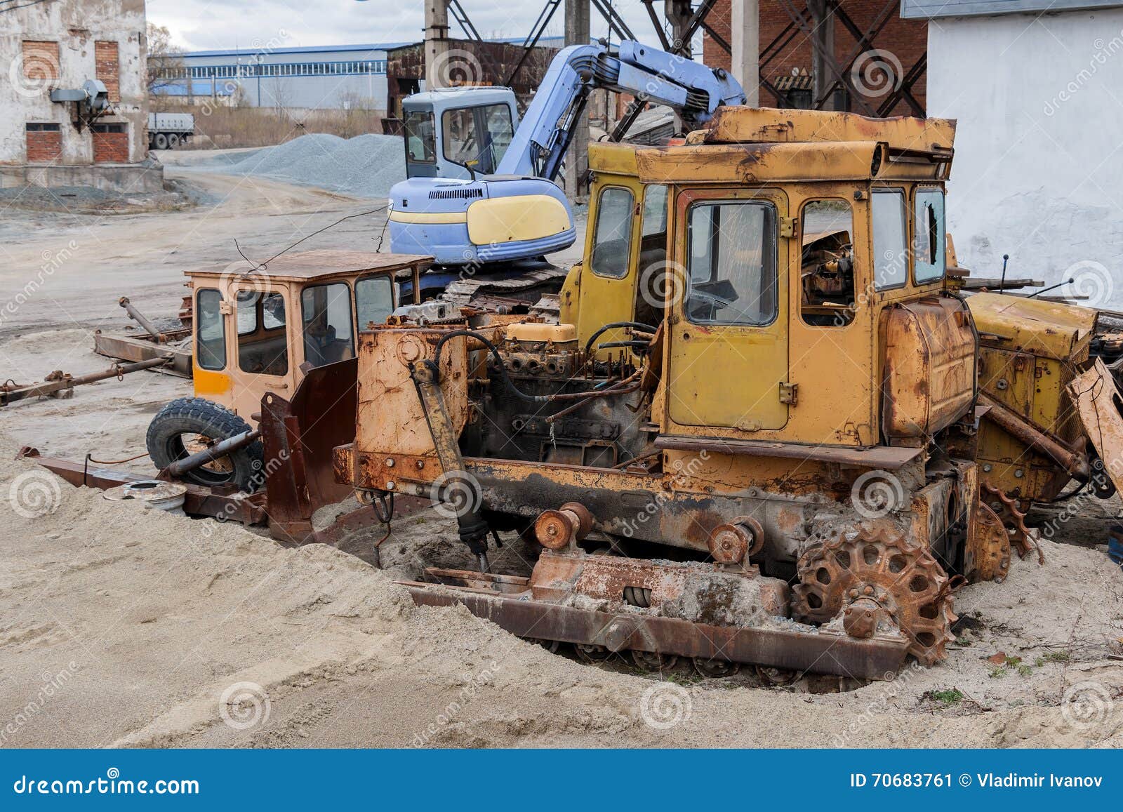 Old Rusty Bulldozer In Abandoned Stone Pit Royalty-Free Stock ...