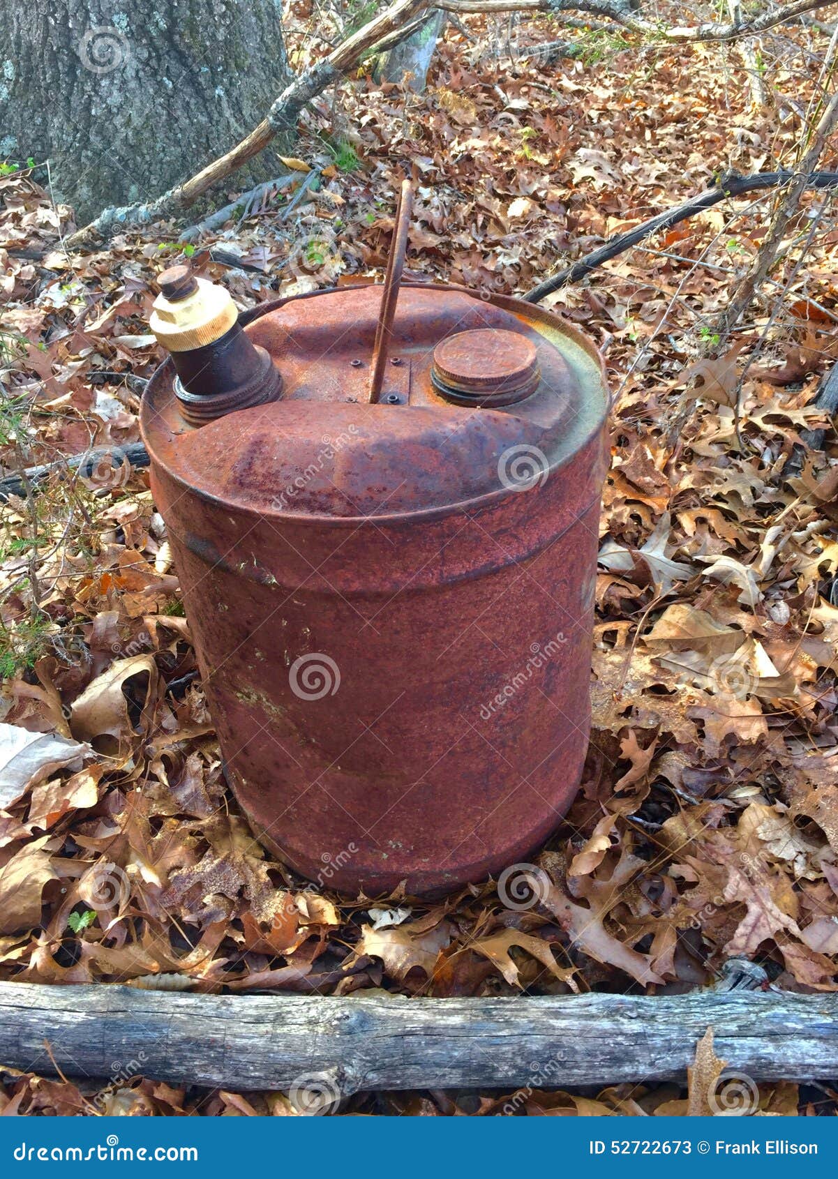 Old rusty can stock image. Image of rust, weathered, leaves - 52722673