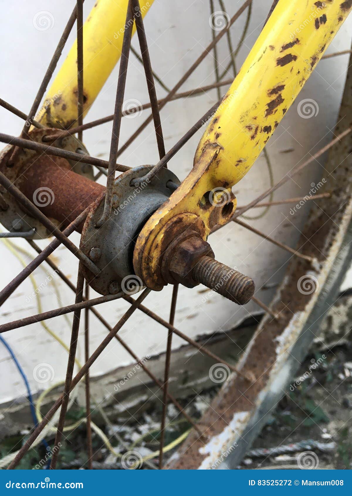 Old rusty chain bicycle stock photo. Image of detail - 83525272