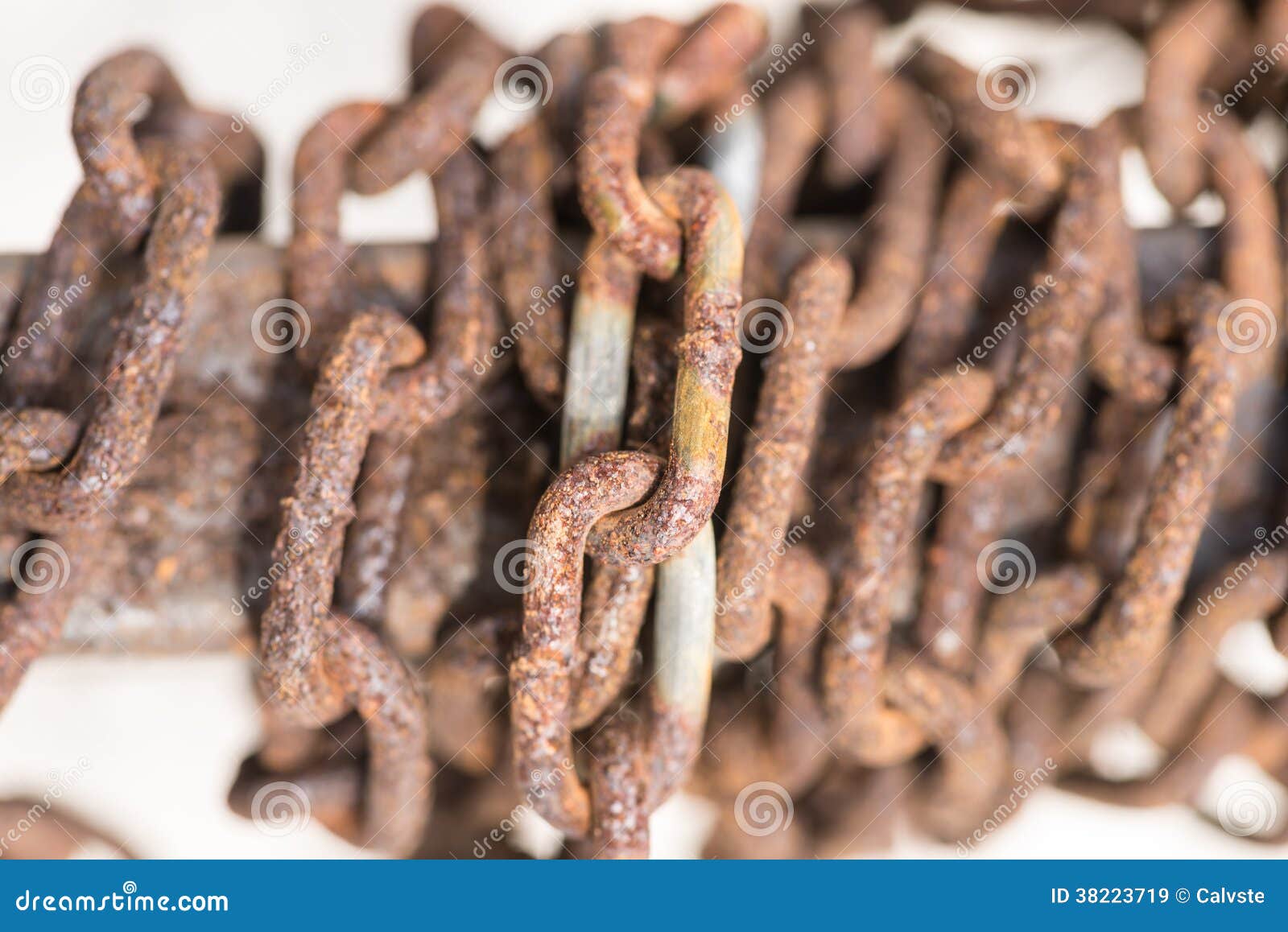 Old Rusty Chain on Metal Bar Stock Image - Image of orange, decay: 38223719