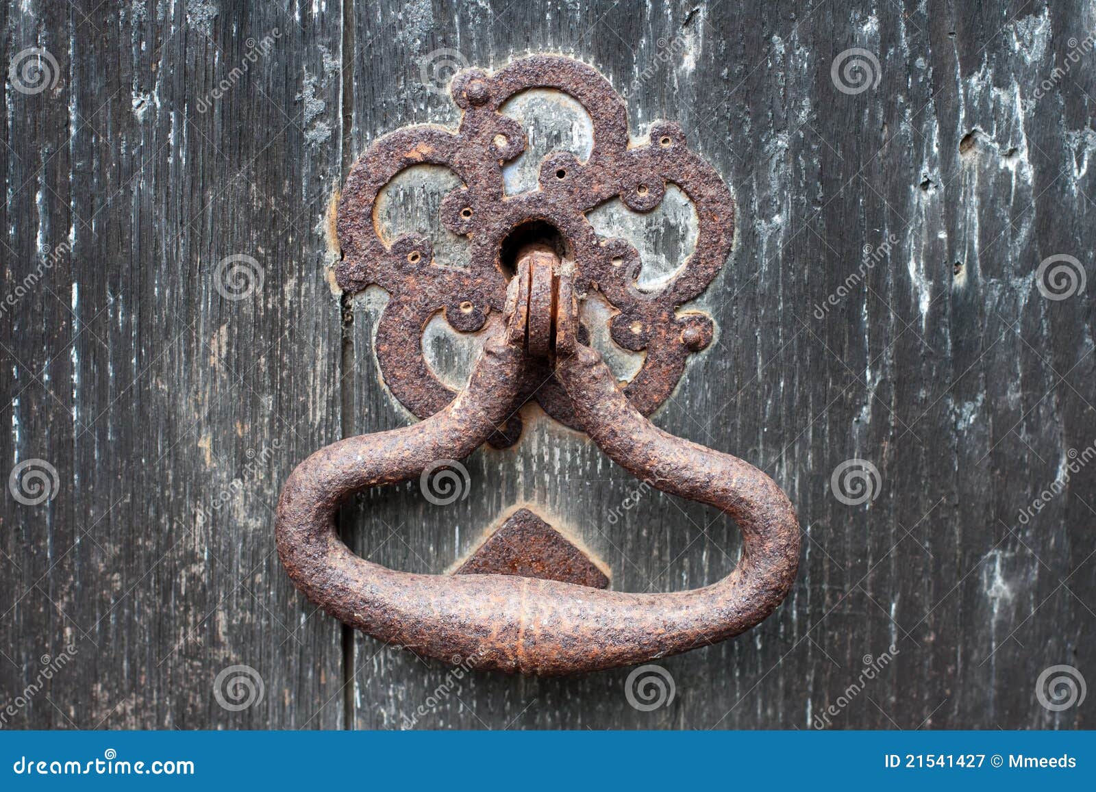 Old rusty door handle stock image. Image of front, doorknob - 21541427