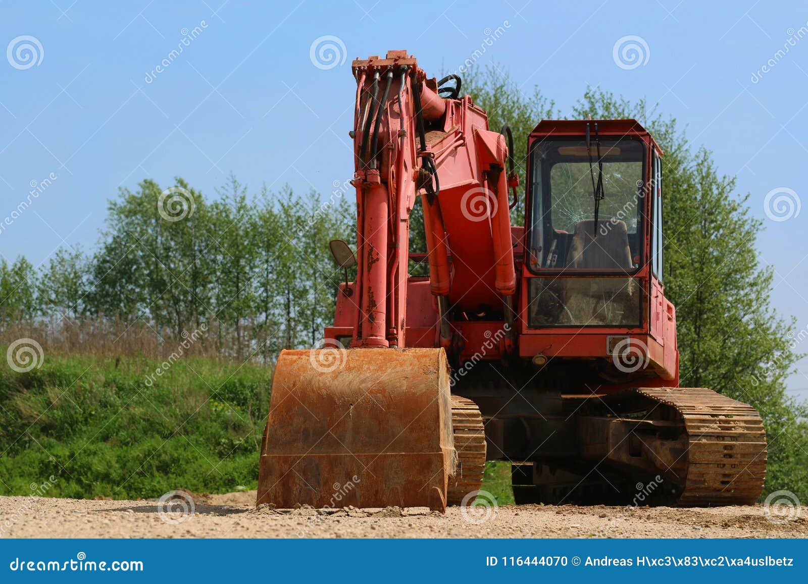 Old Rusty Excavator Stock Photos - Download 694 Images