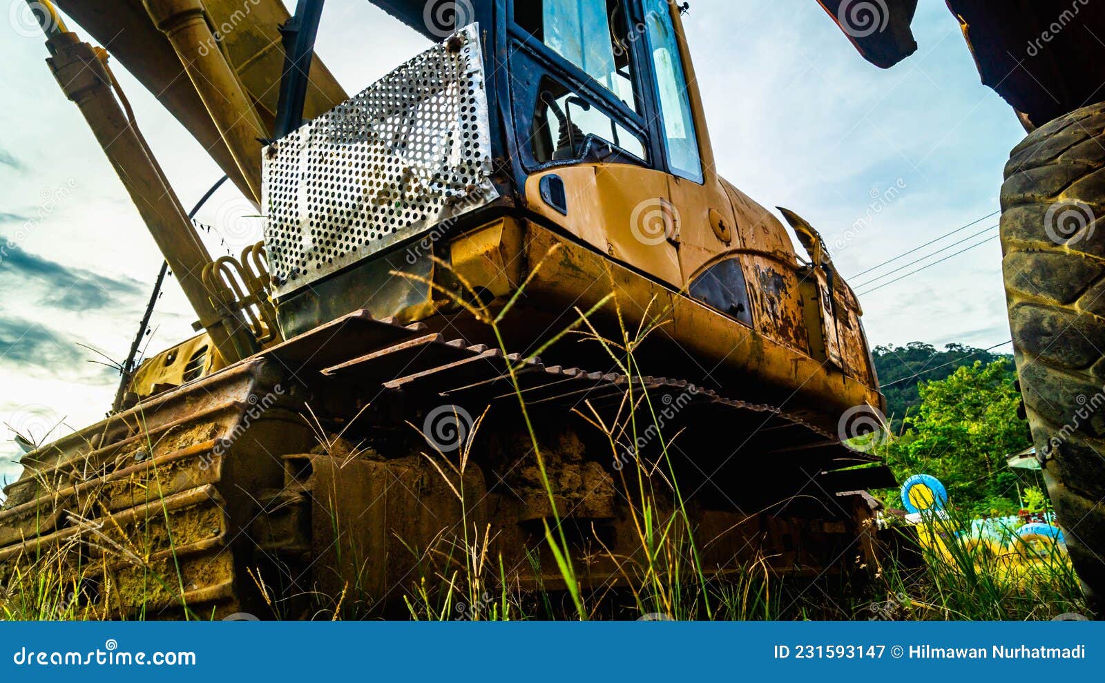 Old Rusty Excavator From The Back, Vintage Digger Machine, Construction ...