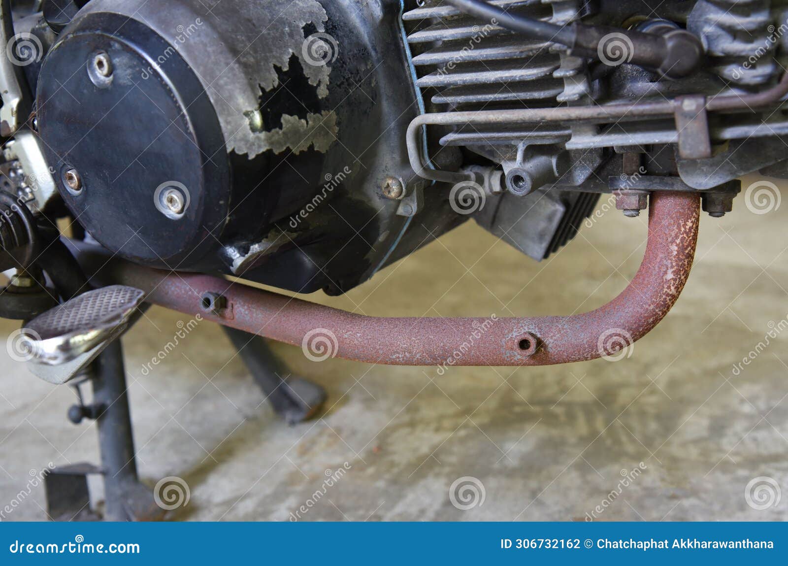 Old and rusty exhaust pipe stock photo. Image of transportation - 306732162