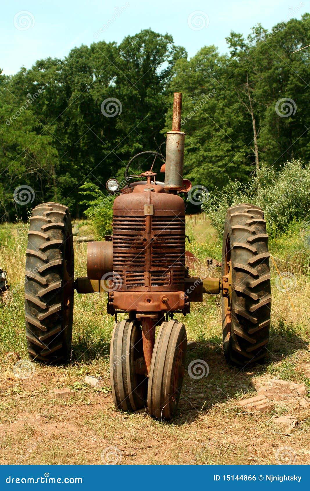 Old rusty farm tractor stock photo. Image of tractor - 15144866