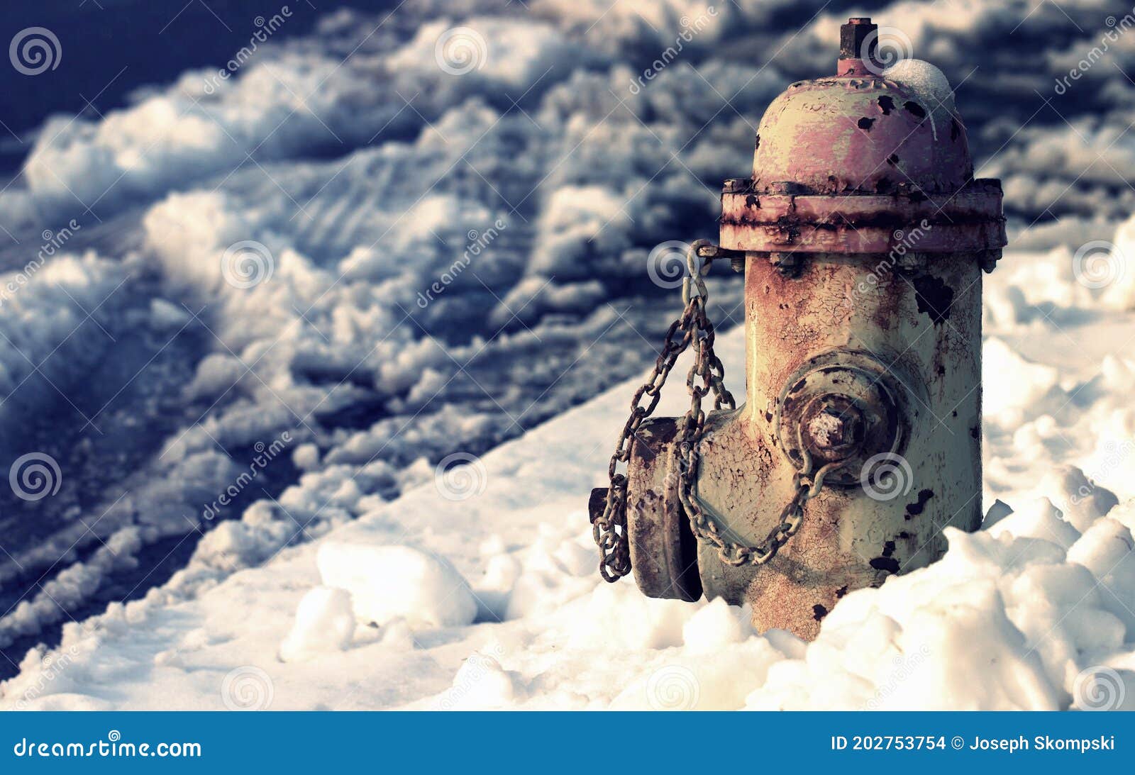 Old Rusty Fire Hydrant with Snow Stock Photo - Image of hydrant ...