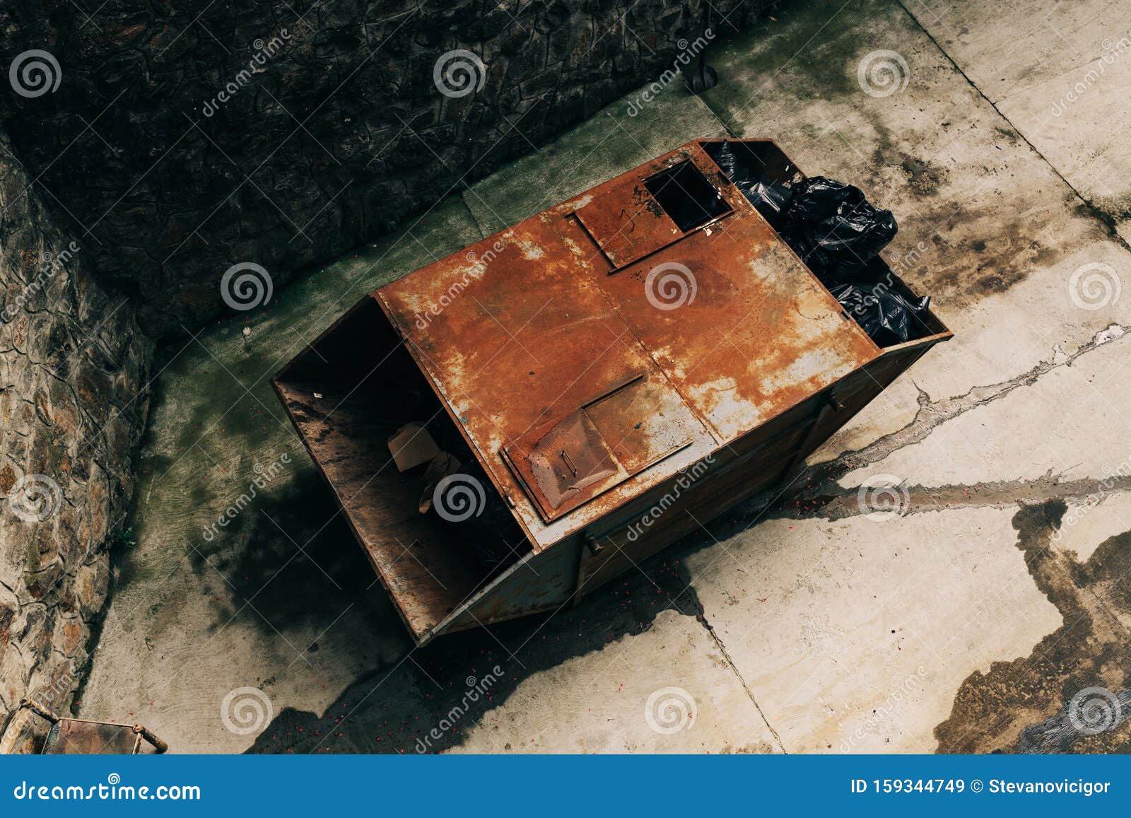 Old Rusty Garbage Container Full of Trash in Plastic Bags Stock Image ...