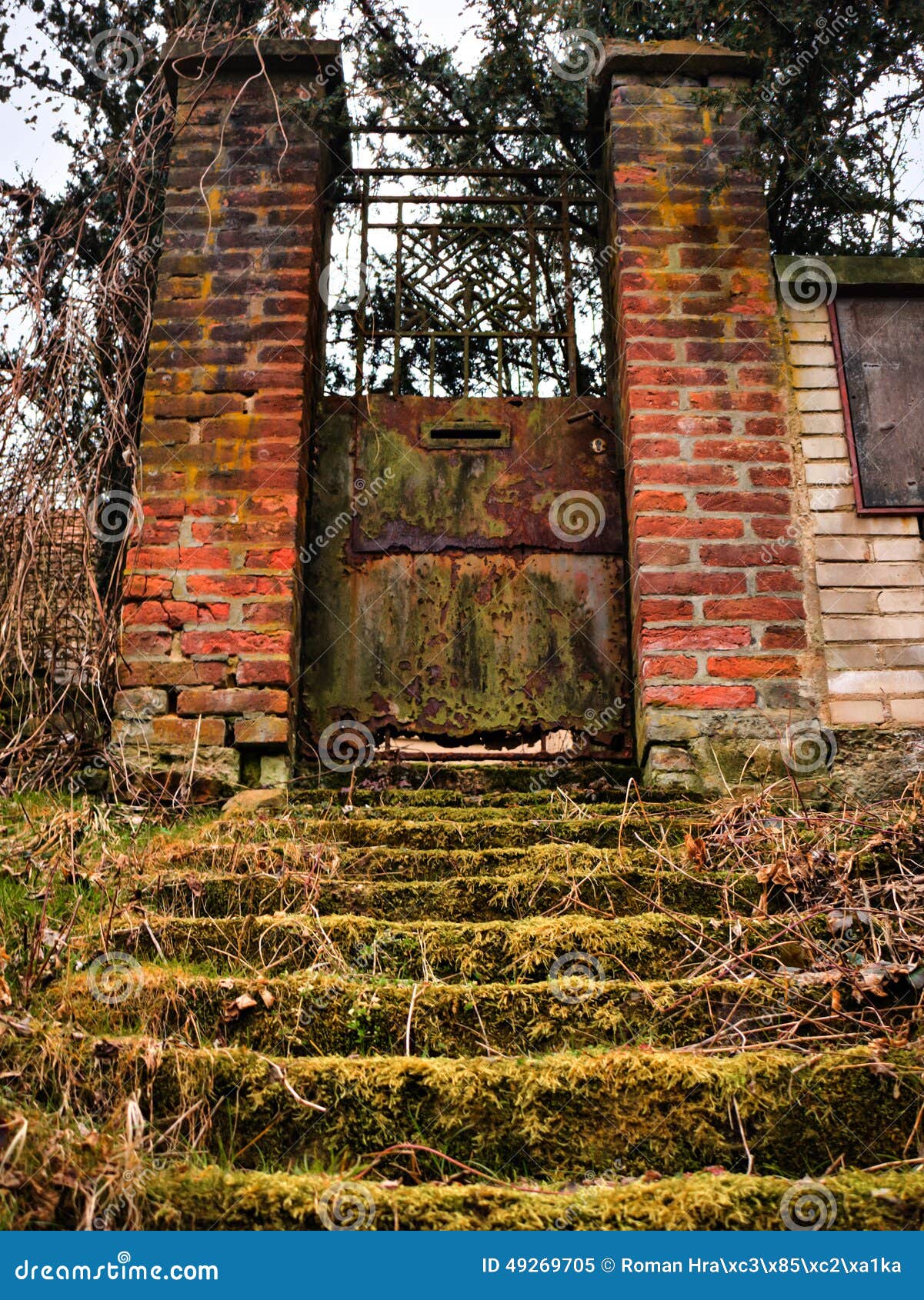 Old rusty gate stock image. Image of backdrop, obsolete - 49269705
