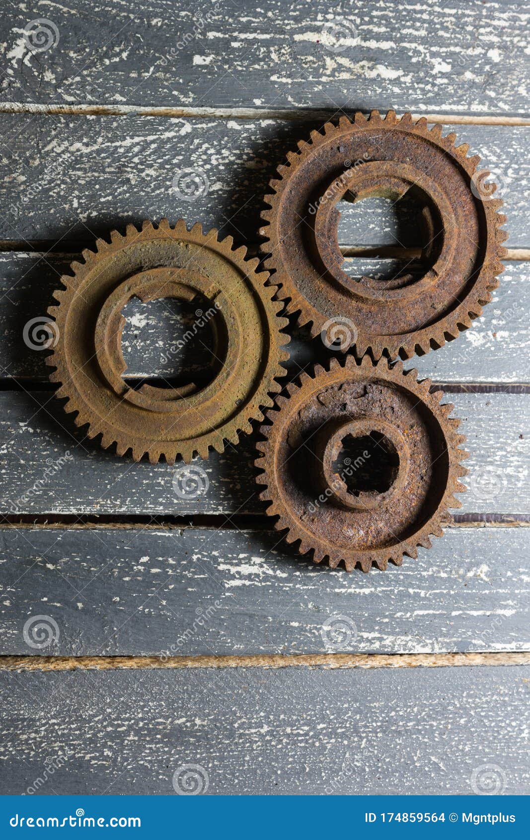 Old rusty gears stock photo. Image of parts, rusty, machine - 174859564