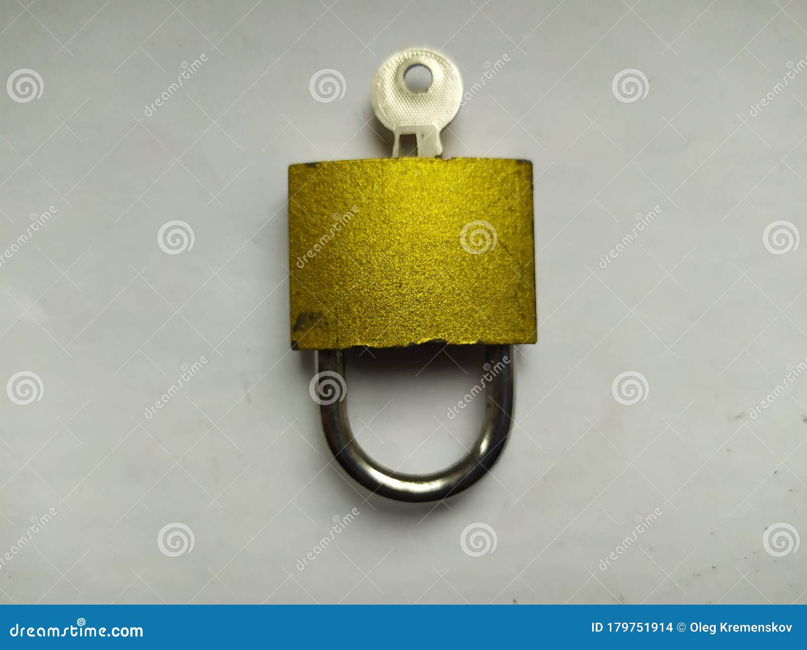 An Old Padlock on an Old Table. Stock Photo - Image of metallic, entry ...