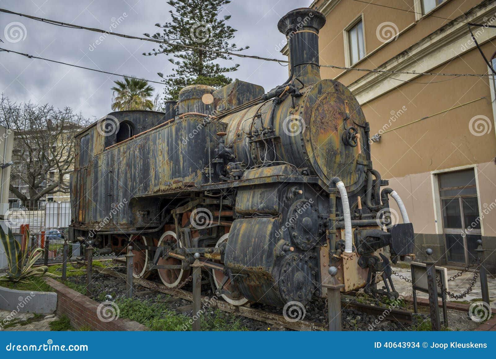 Old rusty locomotive stock photo. Image of rust, fashioned - 40643934