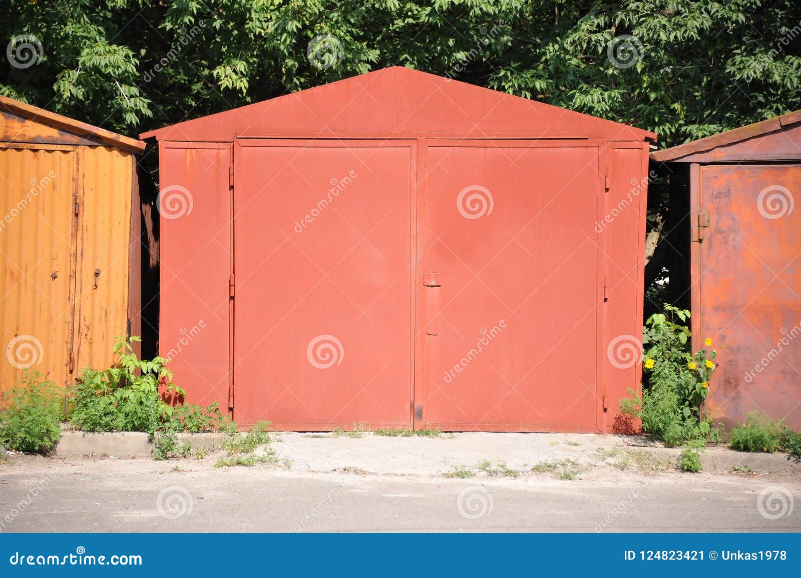 Rusty metal garage stock image. Image of gate, auto - 124823421