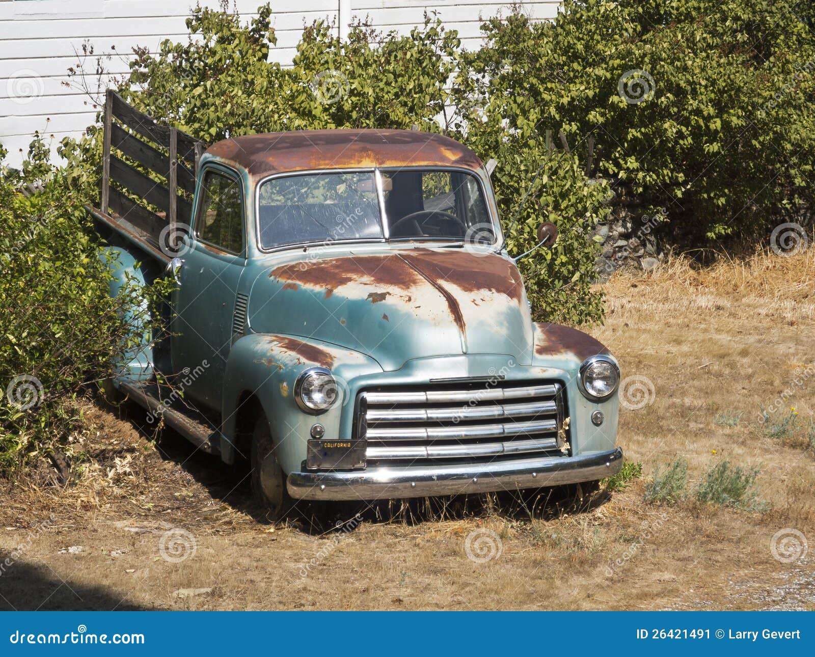 Old rusty pickup truck stock image. Image of damaged - 26421491