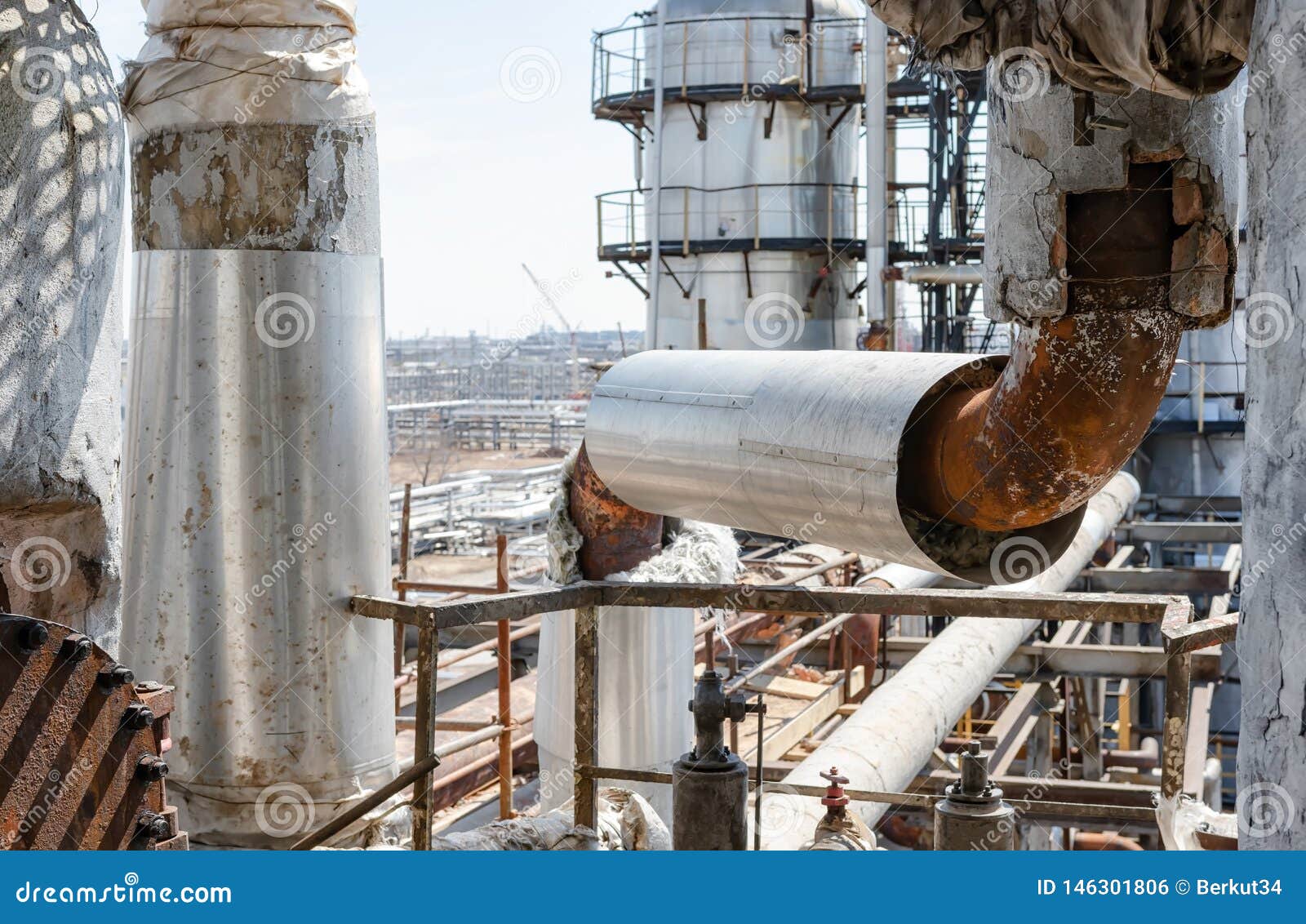 Old Rusty Process Pipelines in Refinery Stock Photo - Image of pipe ...