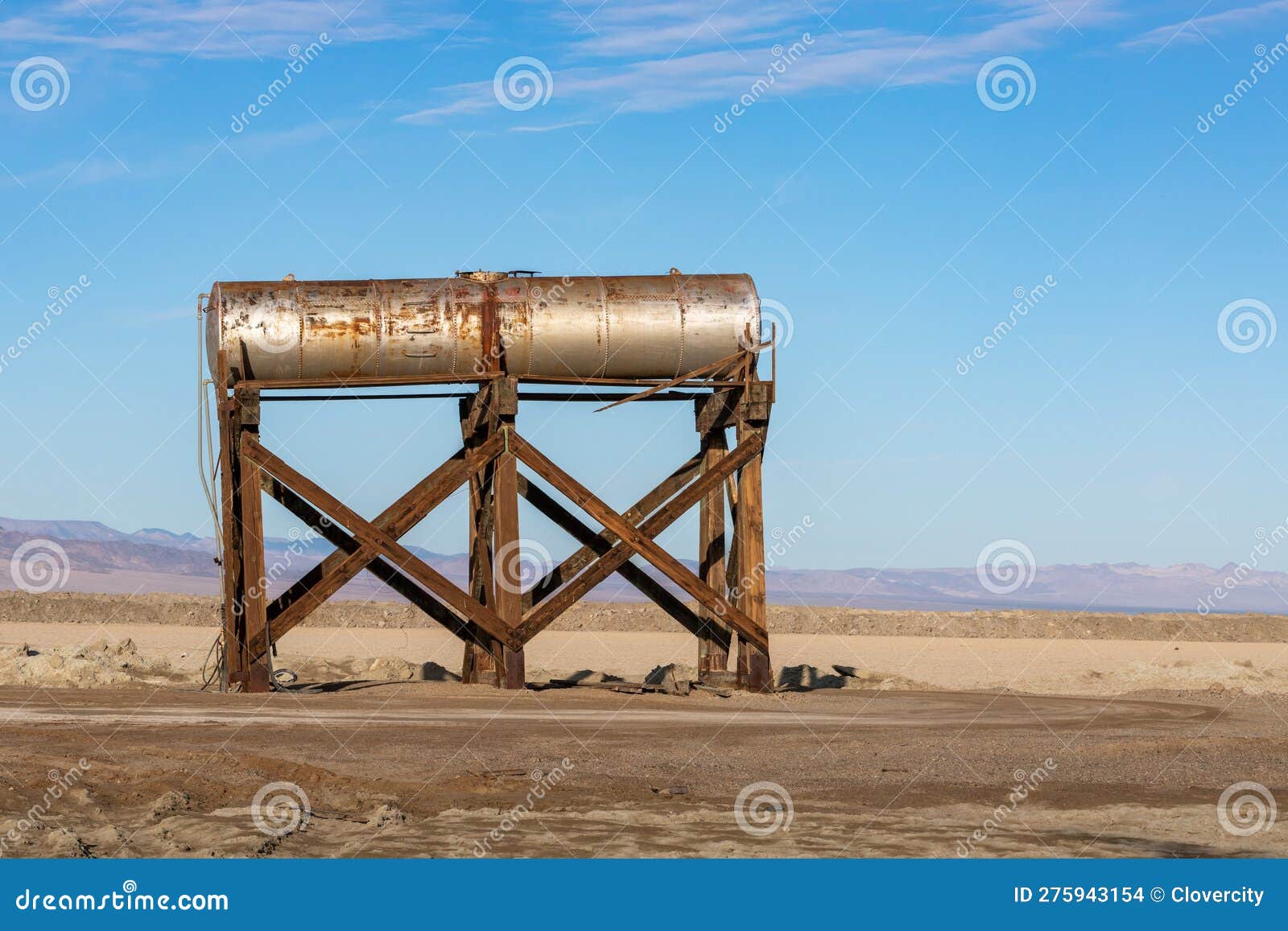 Old rusty storage tank stock photo. Image of water, storage - 275943154