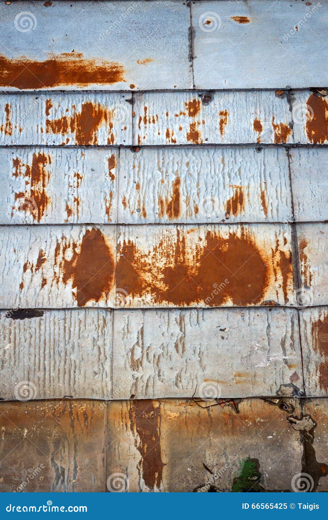 Old rusty tin roof stock image. Image of metallic, material - 66565425