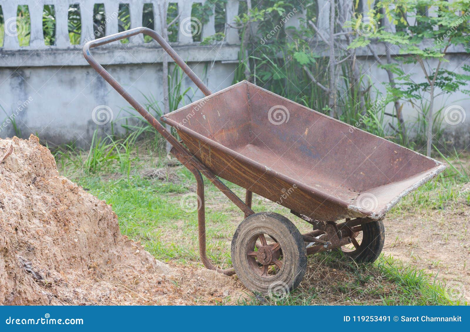 Old Rusty Trolley for Construction. Stock Image - Image of trolley ...