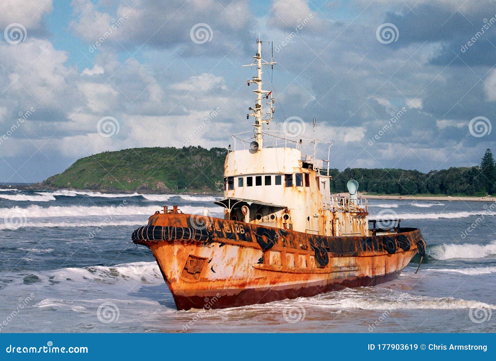 Old Rusty Washed Up Boat on Beach Stock Image - Image of ship, waterway ...