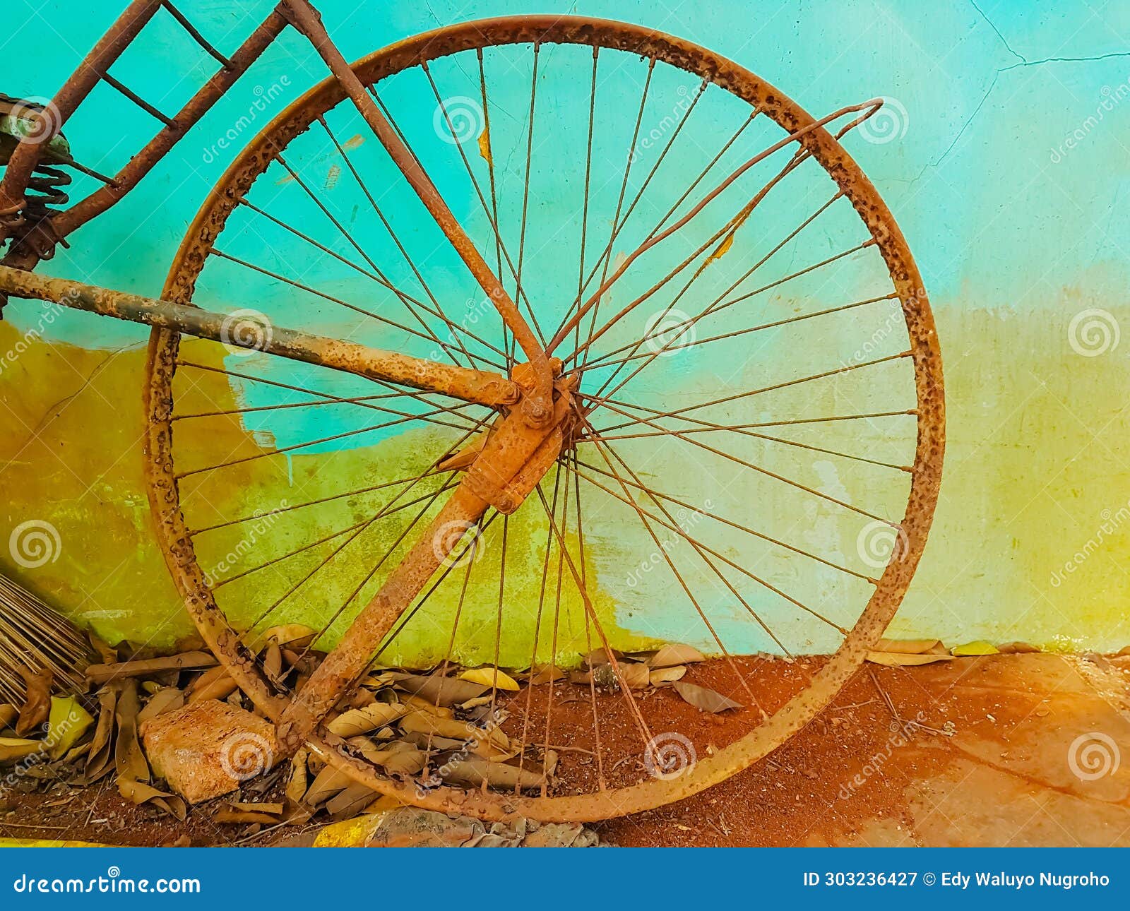 Old rusty wheel frame stock image. Image of bicycle - 303236427