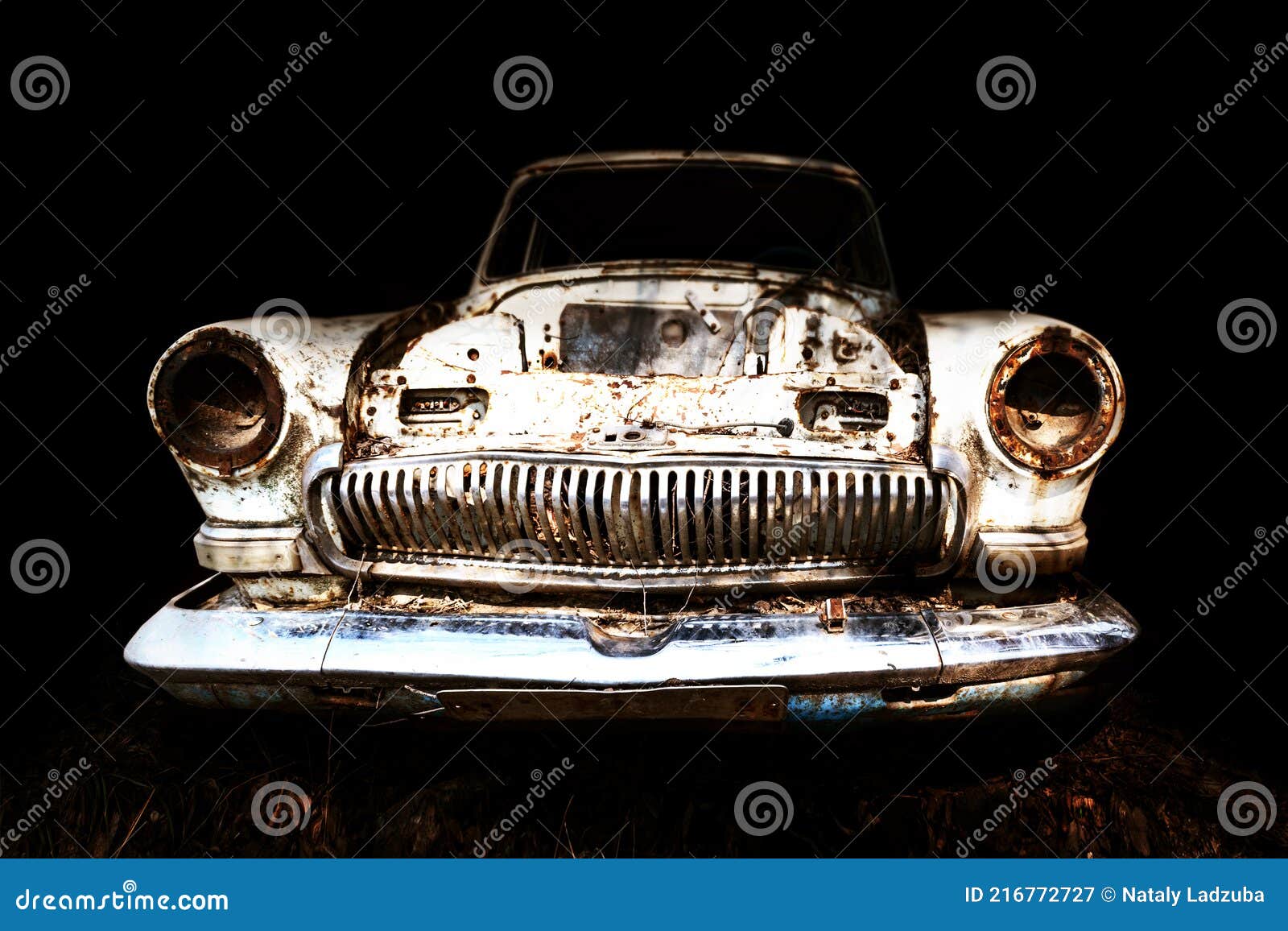 Old rusty white retro car stock image. Image of decay - 216772727