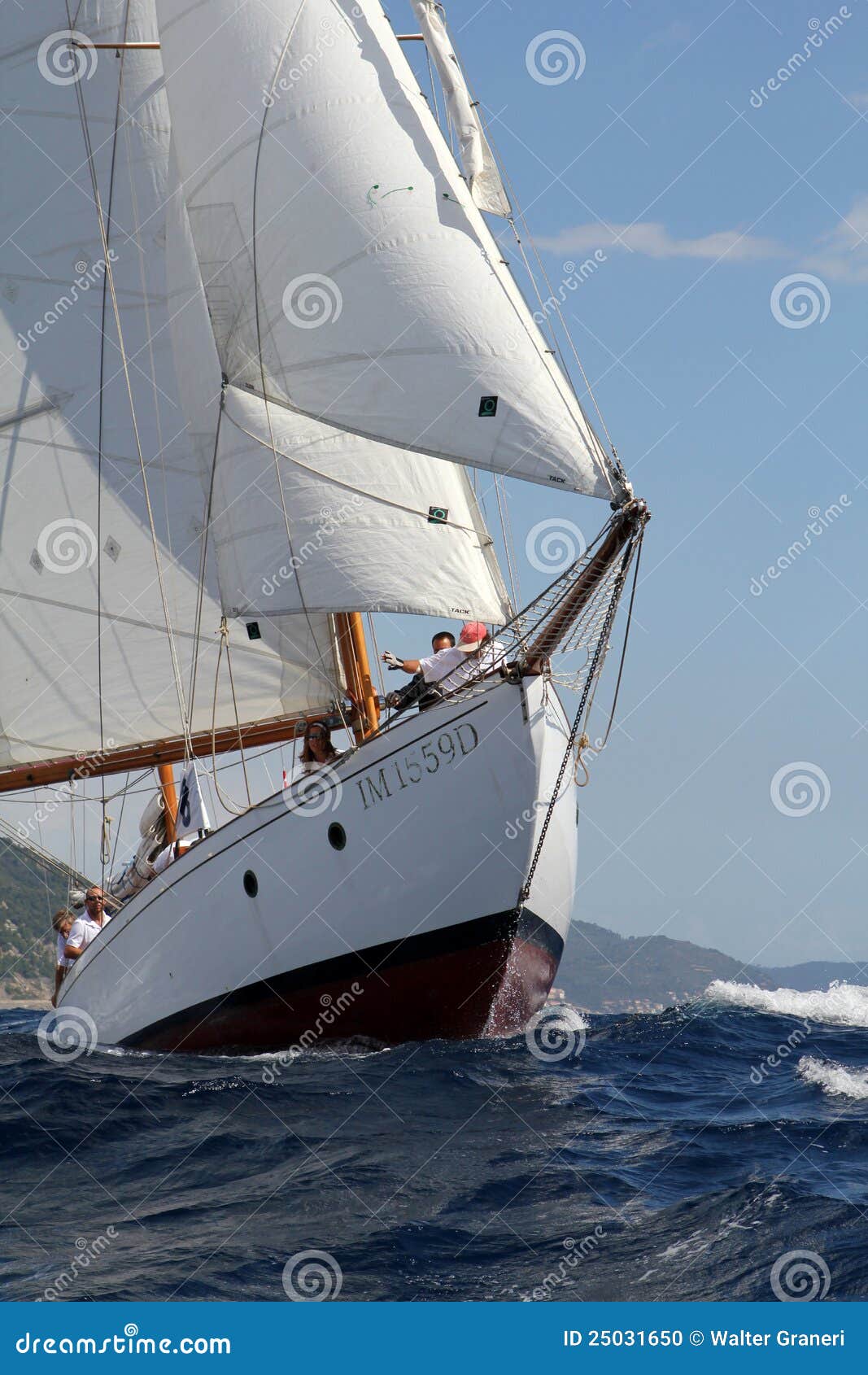 Old sailing boat editorial image. Image of hold, cruise - 25031650