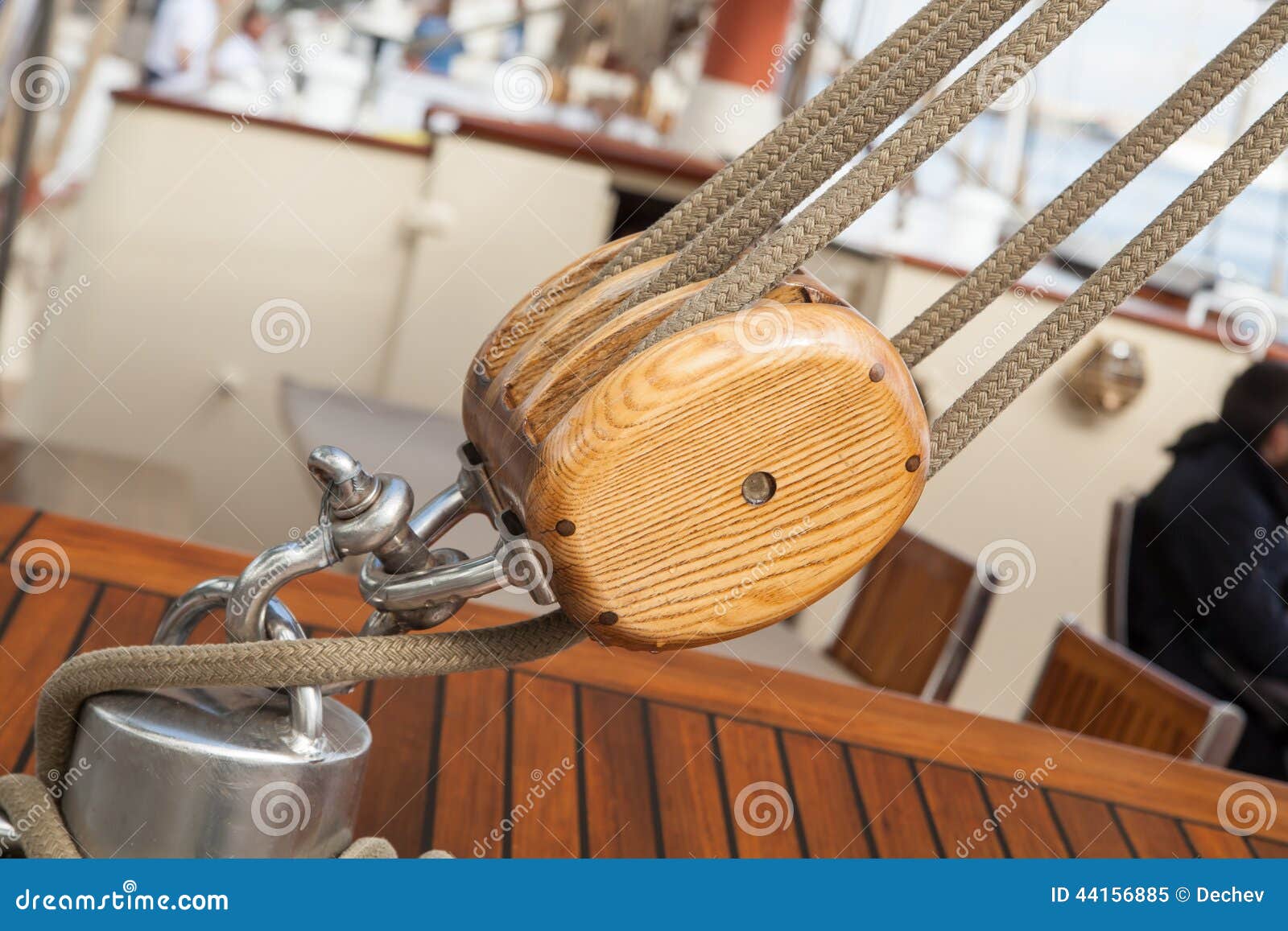 Pulleys Wire Strands And Metal Forming Electric Fence Stock Photography ...