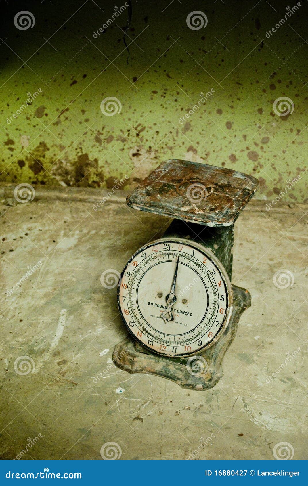 Old Scale stock image. Image of food, scale, kitchen - 16880427