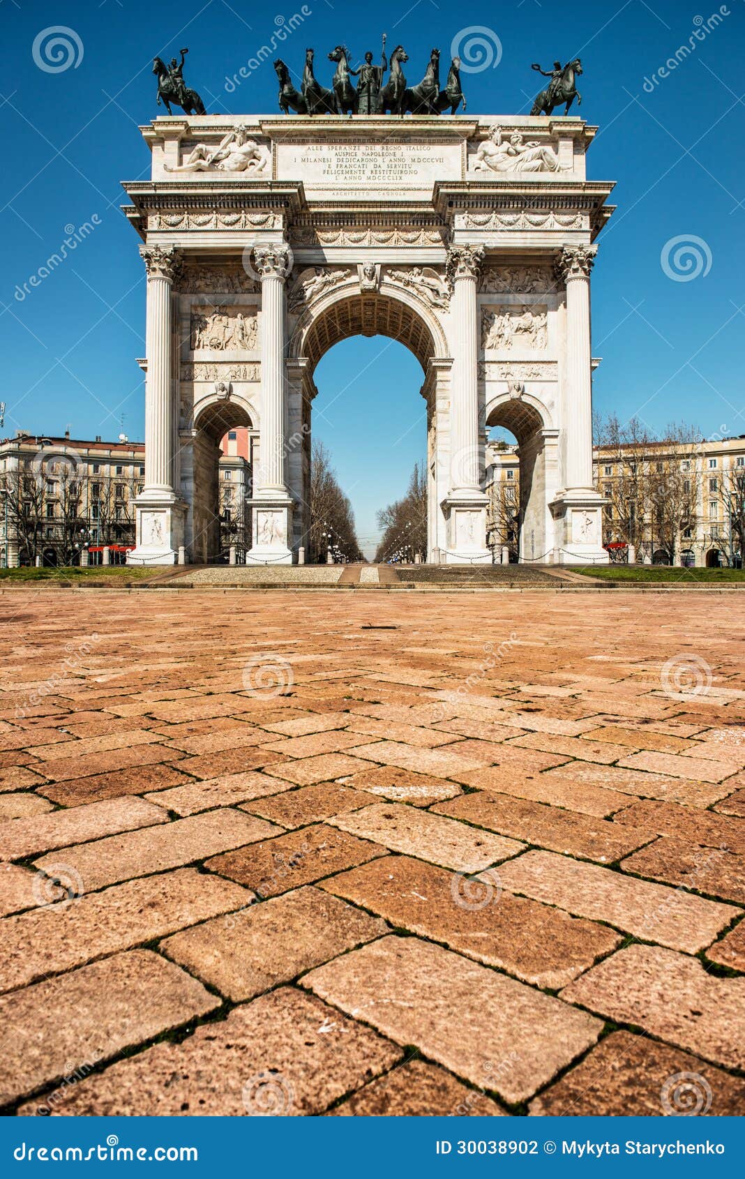 Old scenic arch in Italy stock photo. Image of east, building - 30038902