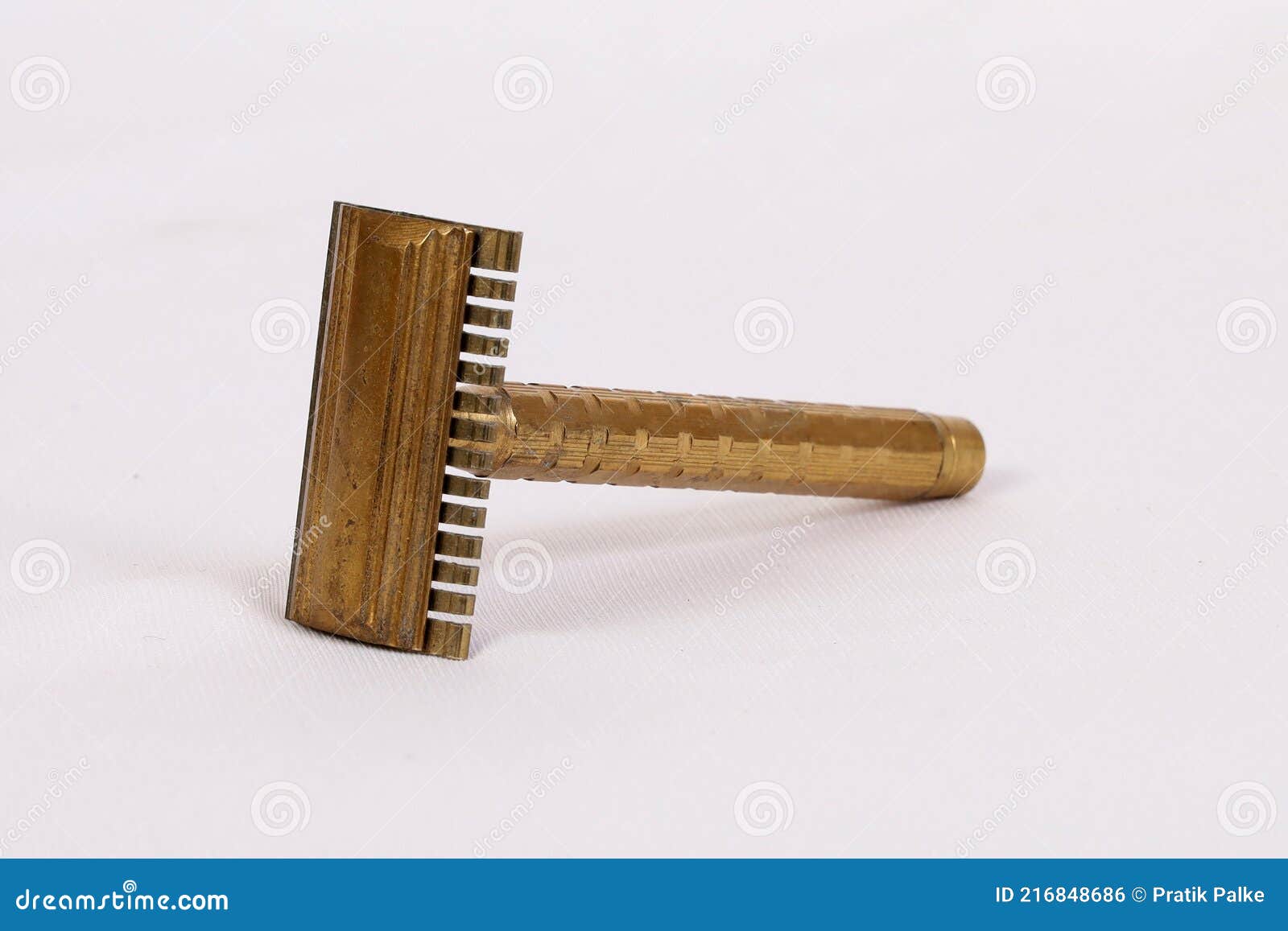 An Old School Shaving Razor Stock Photo - Image of school, razor: 216848686