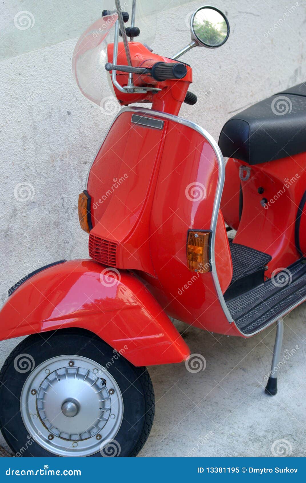 Old scooter stock image. Image of adventure, antique - 13381195