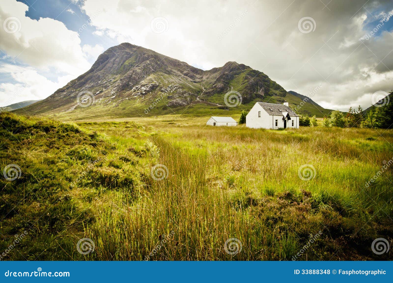 Old scottish cottage stock photo. Image of highlands - 33888348