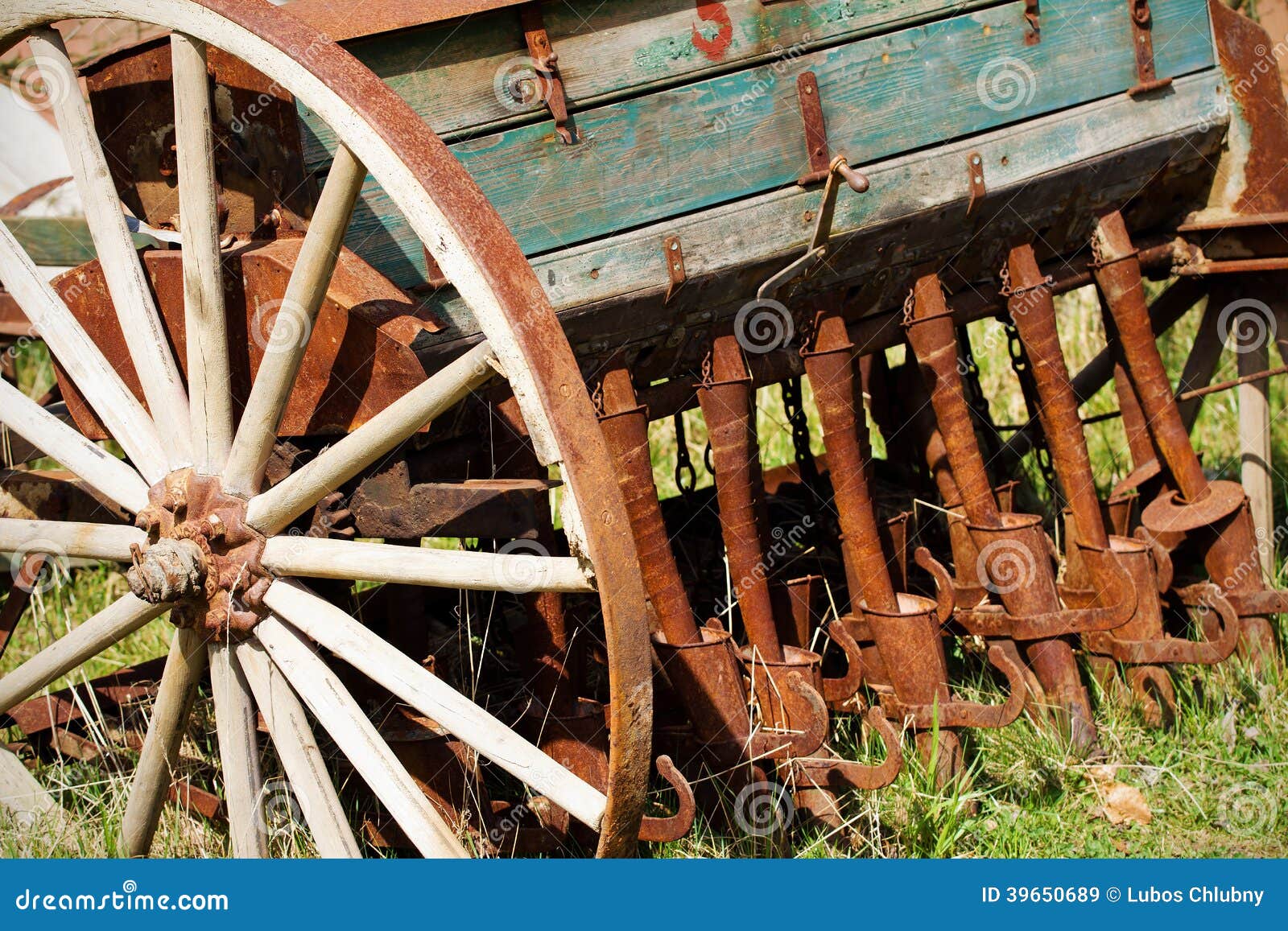 Old Seeder. Agricultural Machinery Stock Image - Image of farm, stands ...