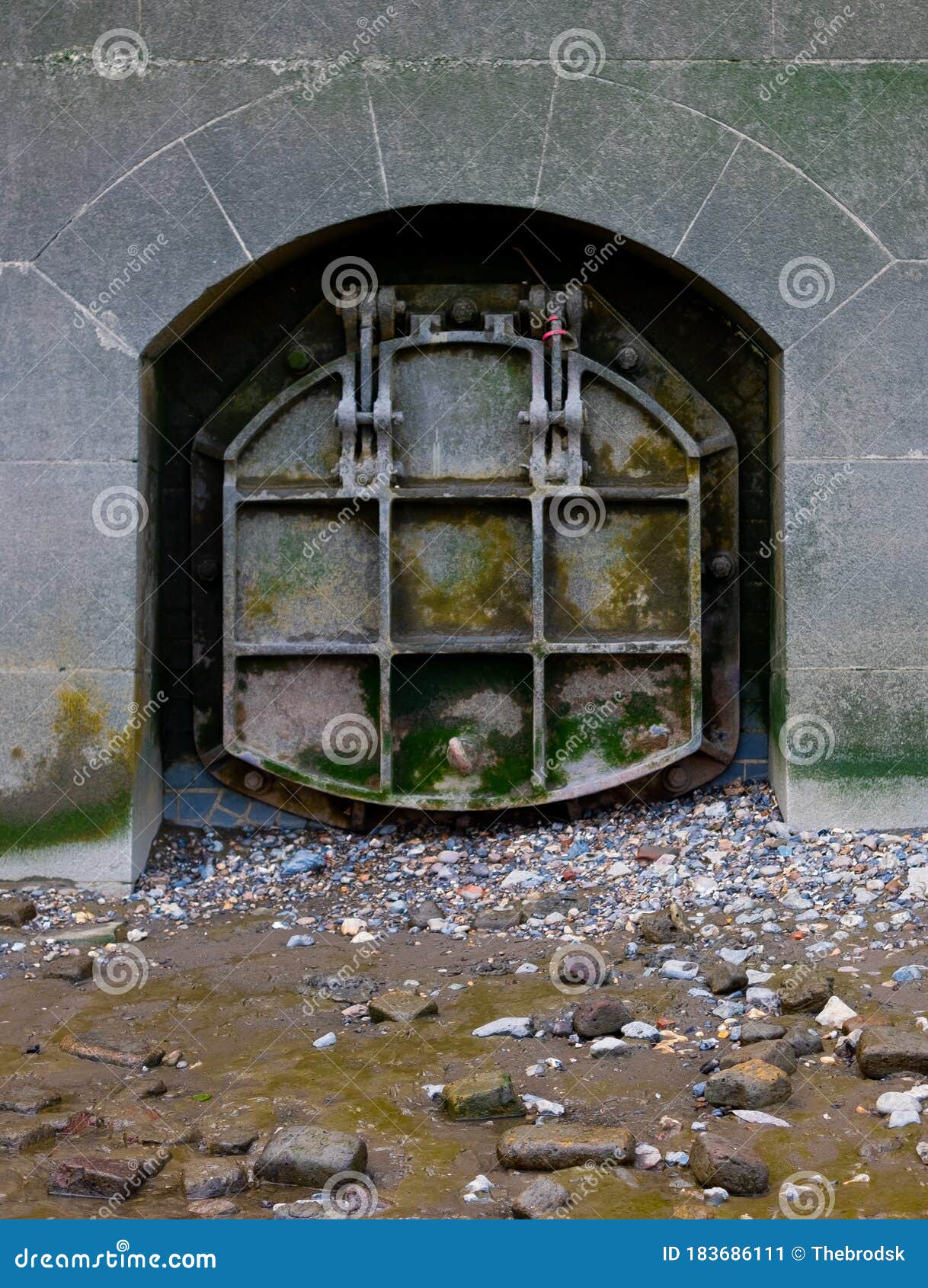 An Old Sewerage Gate on the River Thames Stock Image - Image of door ...