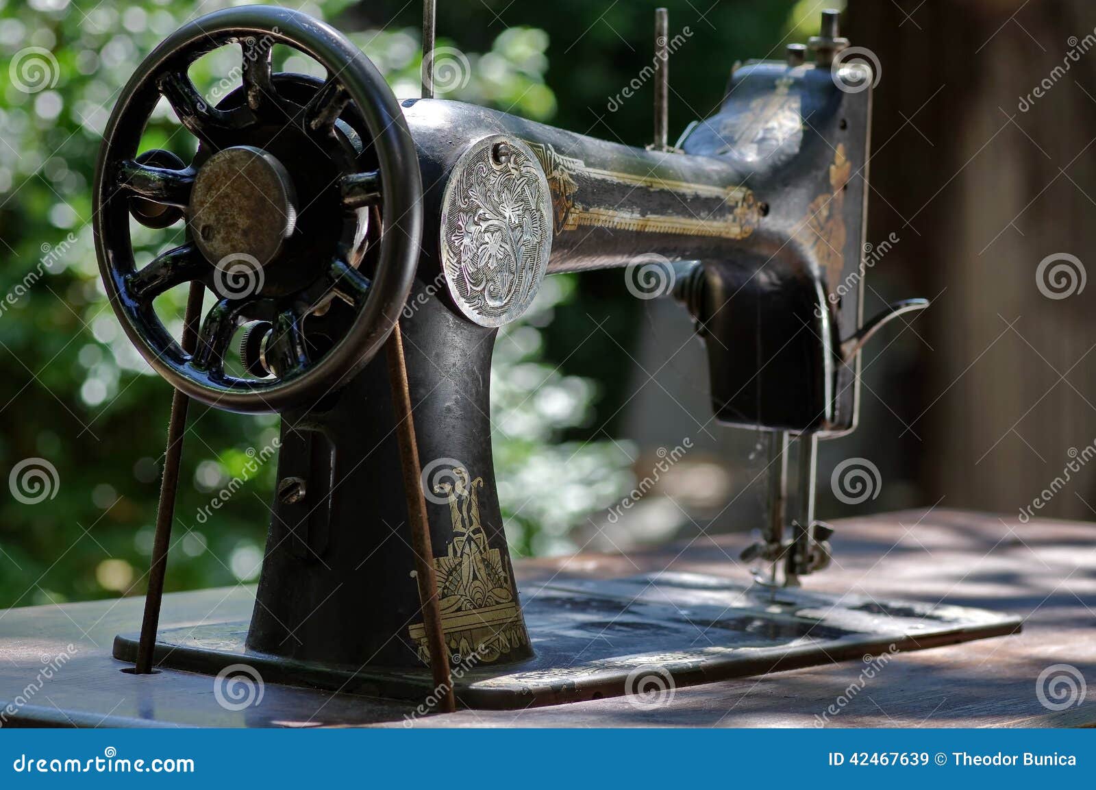 Old sewing-machine stock image. Image of material, black - 42467639