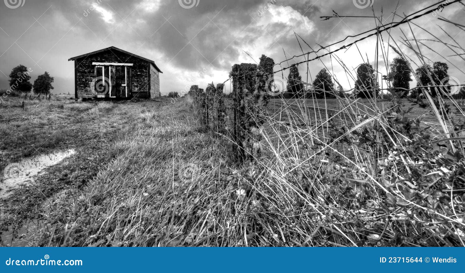 Old Shack in the Mountains stock photo. Image of peaceful - 23715644