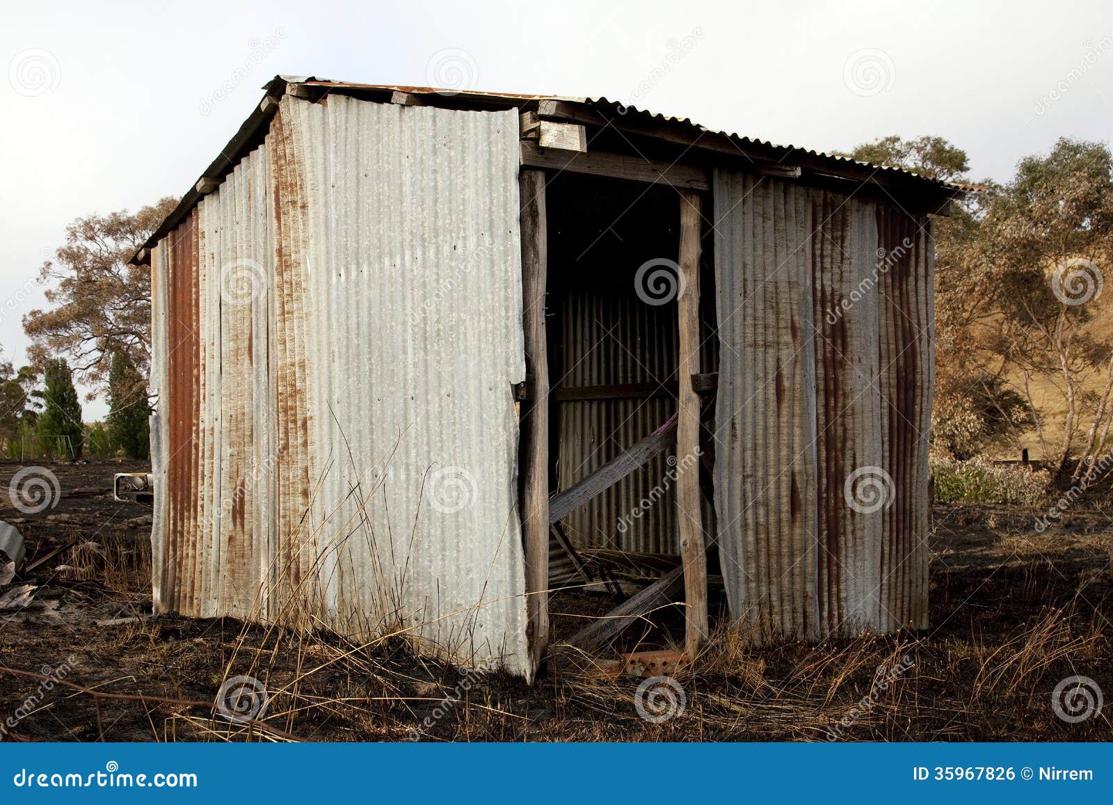 Old Shed stock photo. Image of rusty, corrogation, building - 35967826