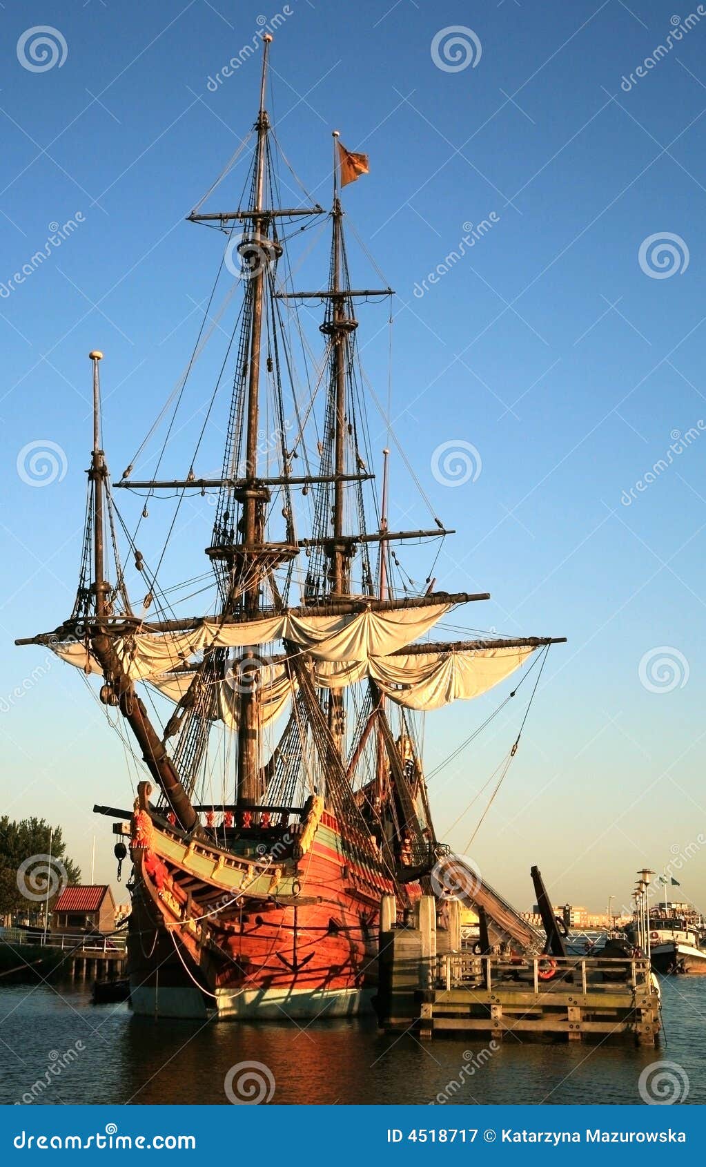 Old ship - Batavia stock image. Image of figurehead, holland - 4518717