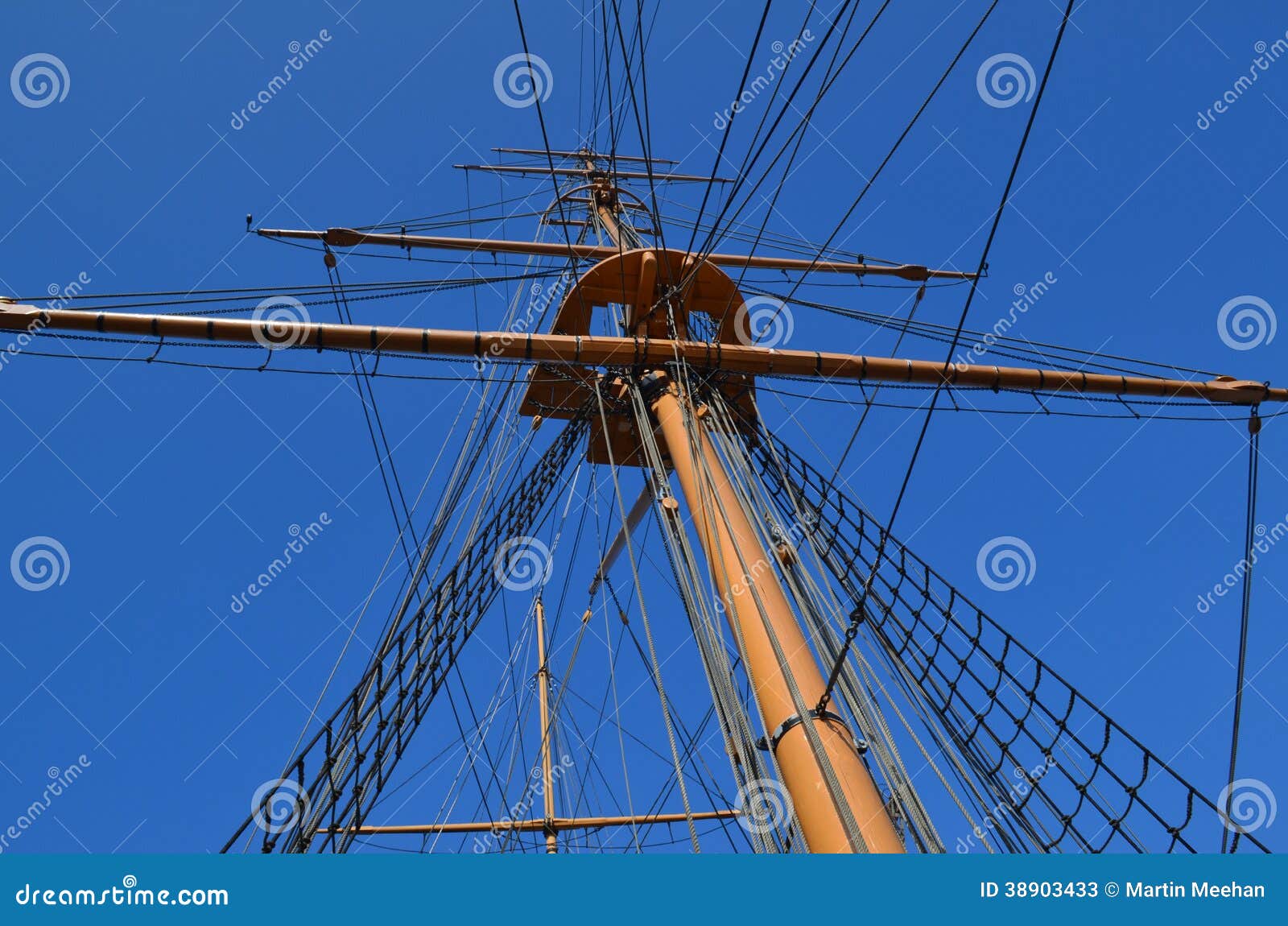 Old Ships Mast and Rigging. Stock Image - Image of sloop, look: 38903433