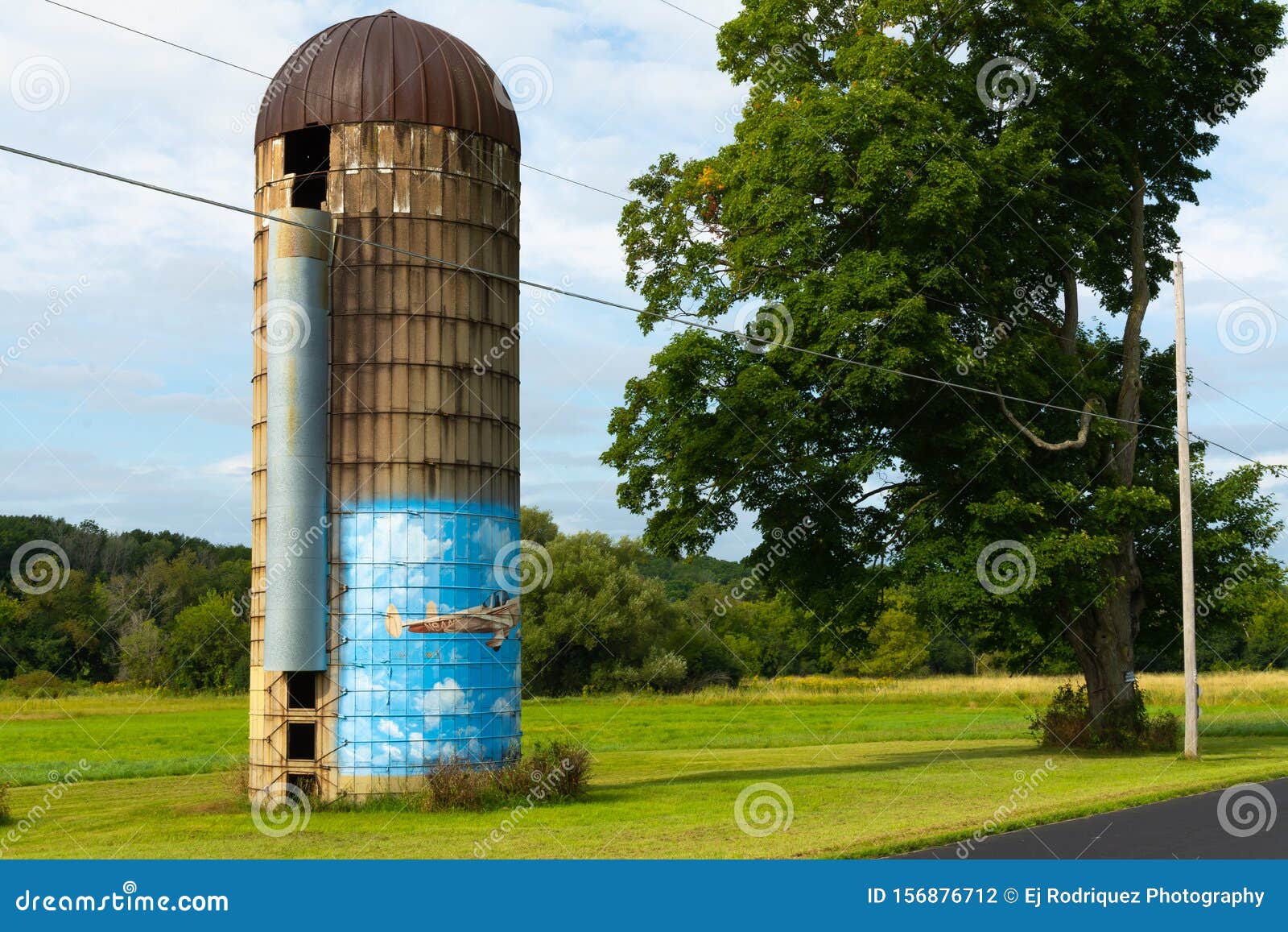 Old silo in the Midwest stock photo. Image of states - 156876712