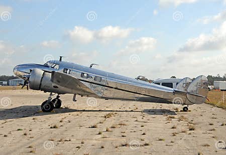 Old silver airplane stock image. Image of aviation, aircraft - 14396551