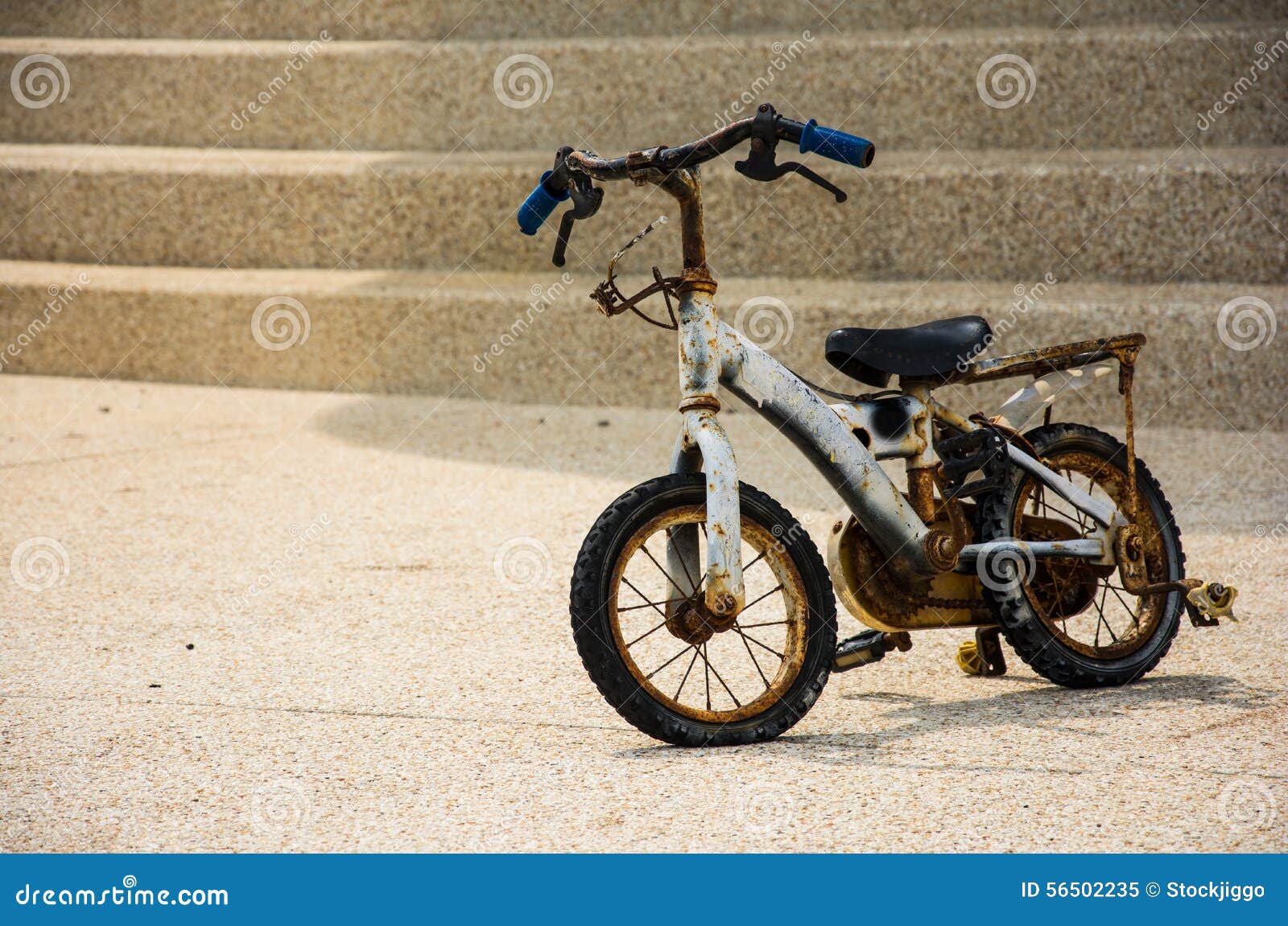 Old small bicycle stock image. Image of grunge, metal - 56502235