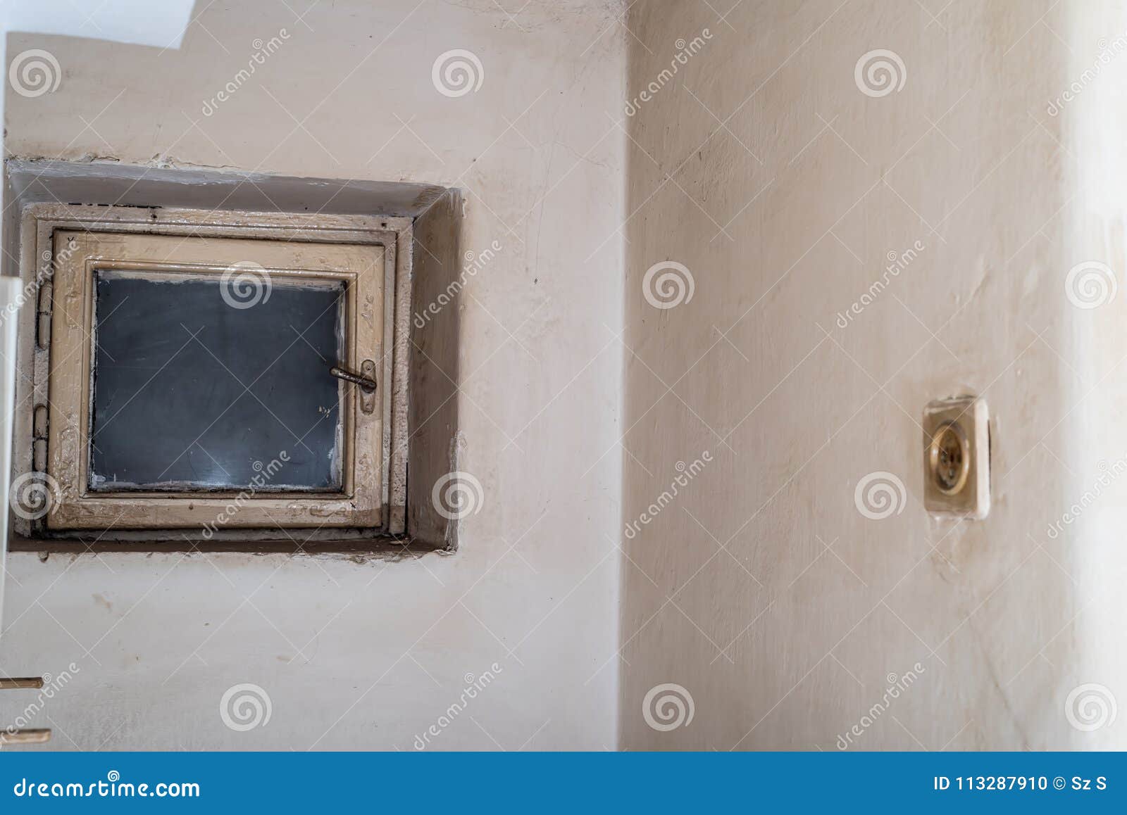 Old, Small Window on the Wall Stock Photo - Image of socket, messy ...