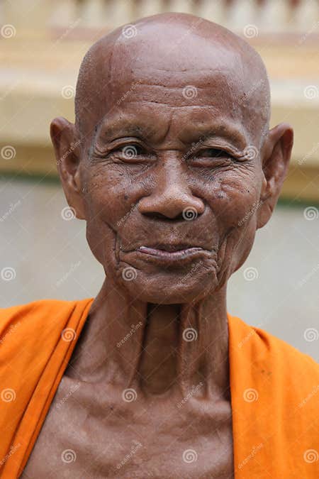 Old smiling buddhist monk editorial photo. Image of ancient - 28860066