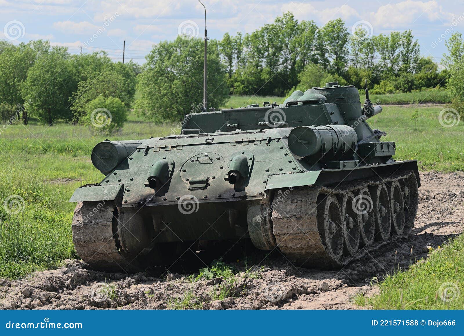 Old Soviet Tank in the Field Stock Photo - Image of cannon, conflict ...