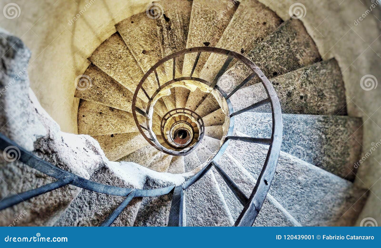 Old spiral staircase stock image. Image of stairs, history - 120439001