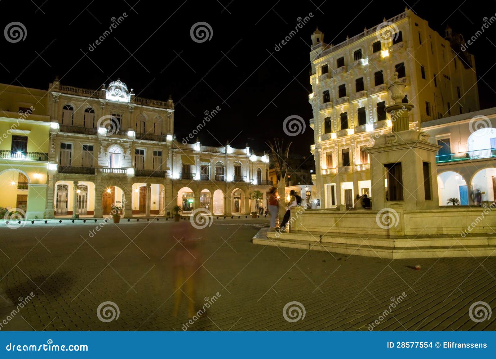 Old square, Havana stock photo. Image of building, evening - 28577554
