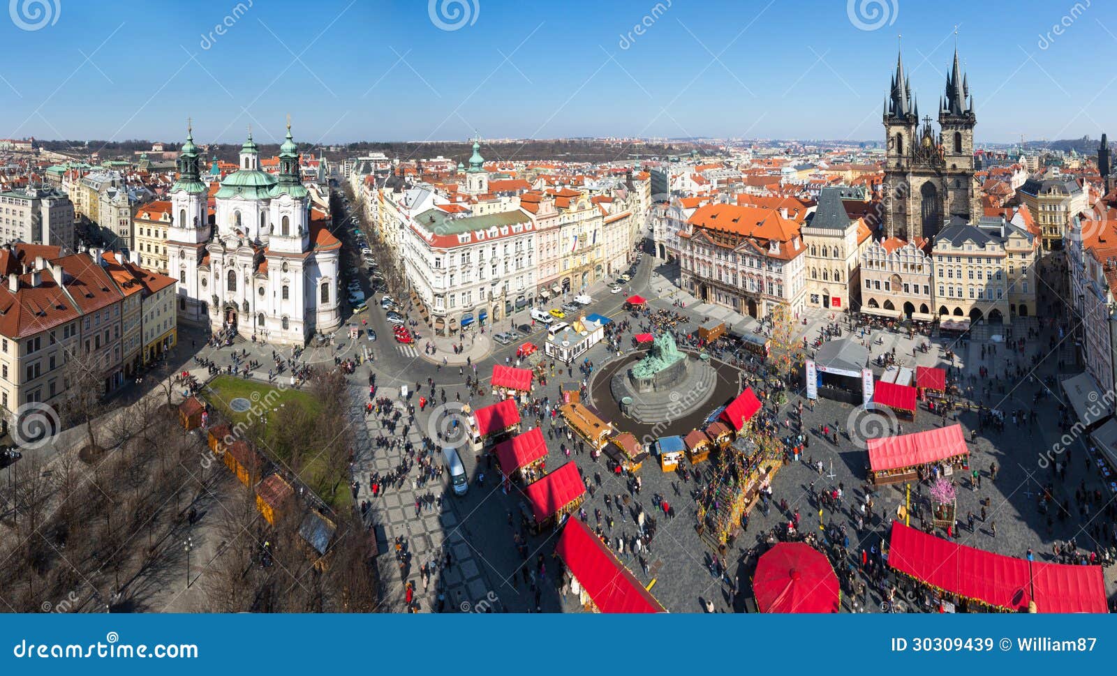 Old Square in Prague editorial stock image. Image of building - 30309439