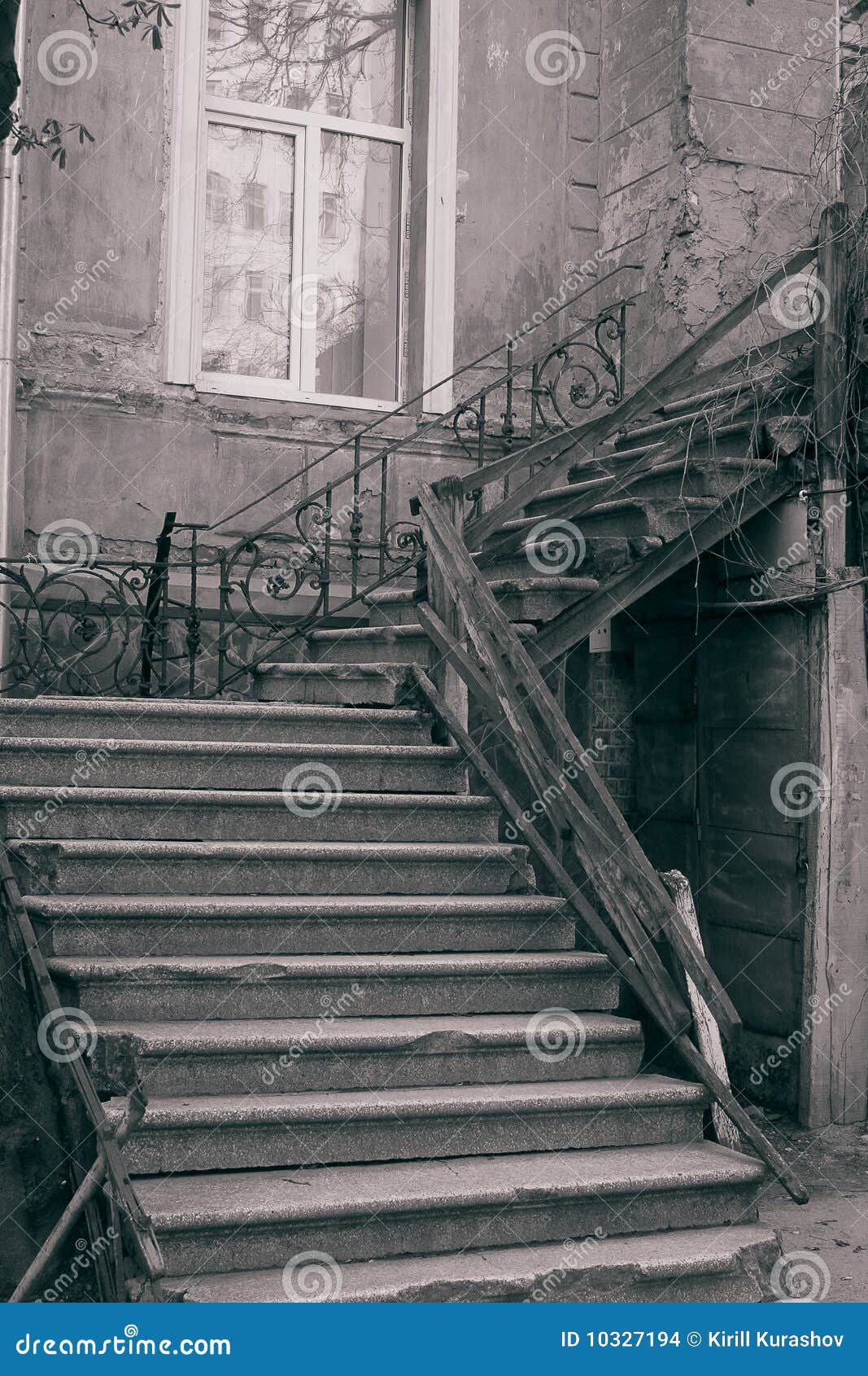 Old staircase stock photo. Image of memory, stairs, fashioned - 10327194