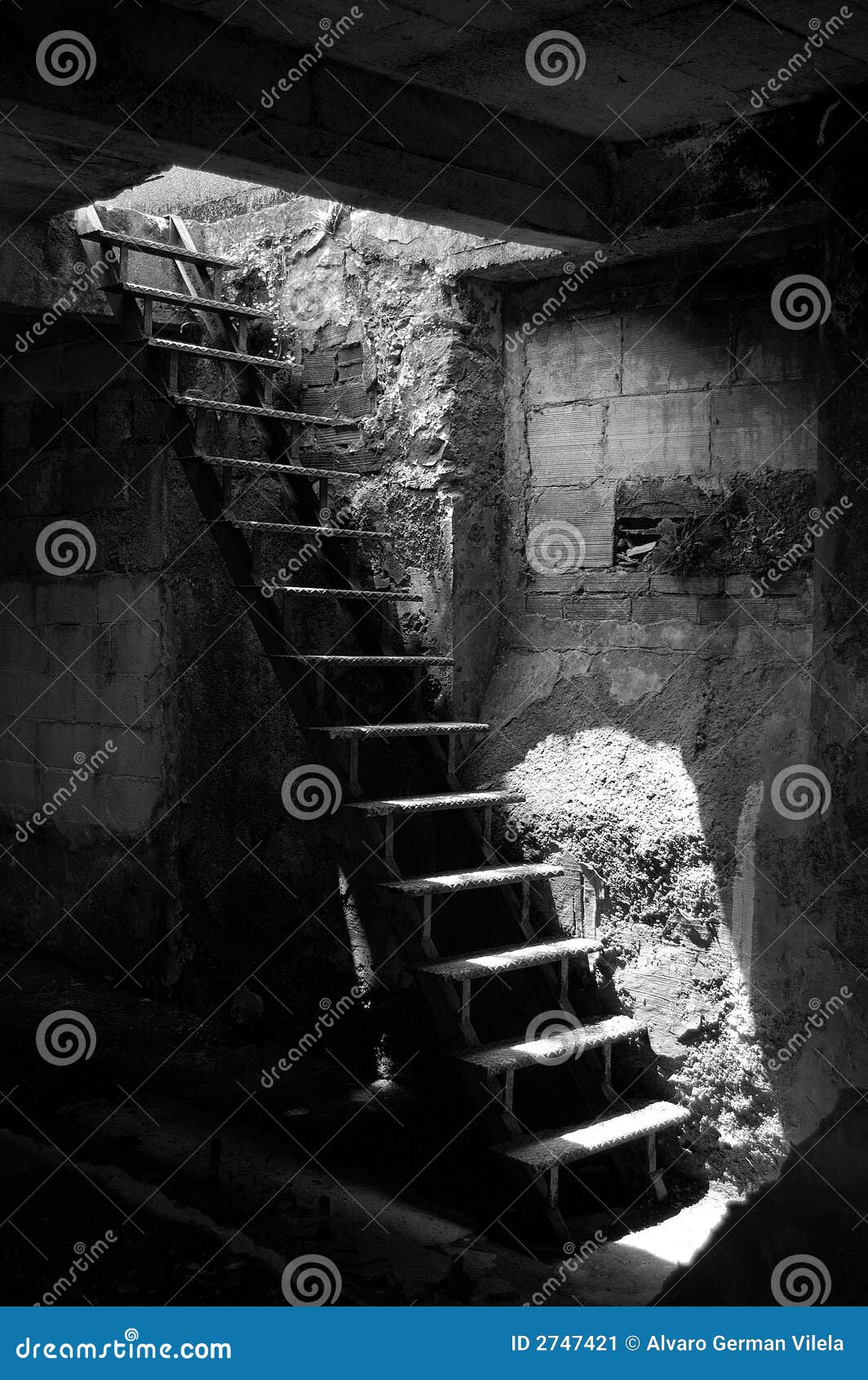 11,236 Old Metal Stairs Photos - Free & Royalty-Free Stock Photos from ...