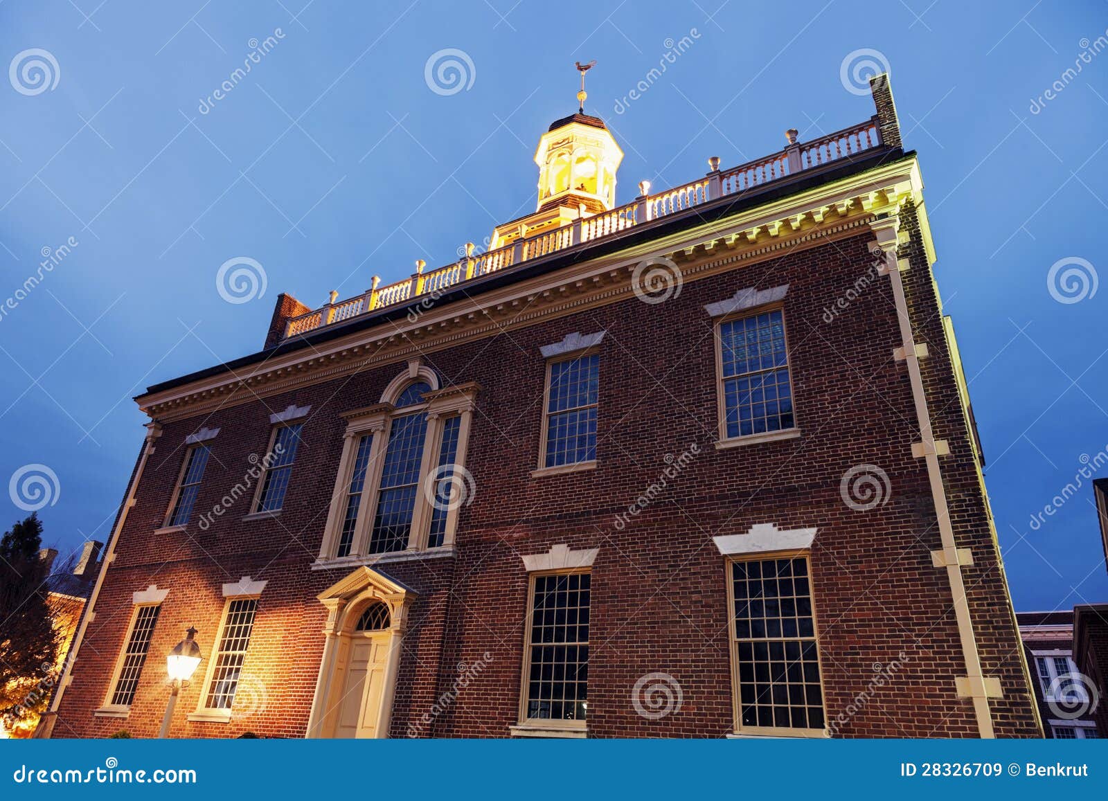 The Old State House in Dover Stock Image - Image of house, architecture ...